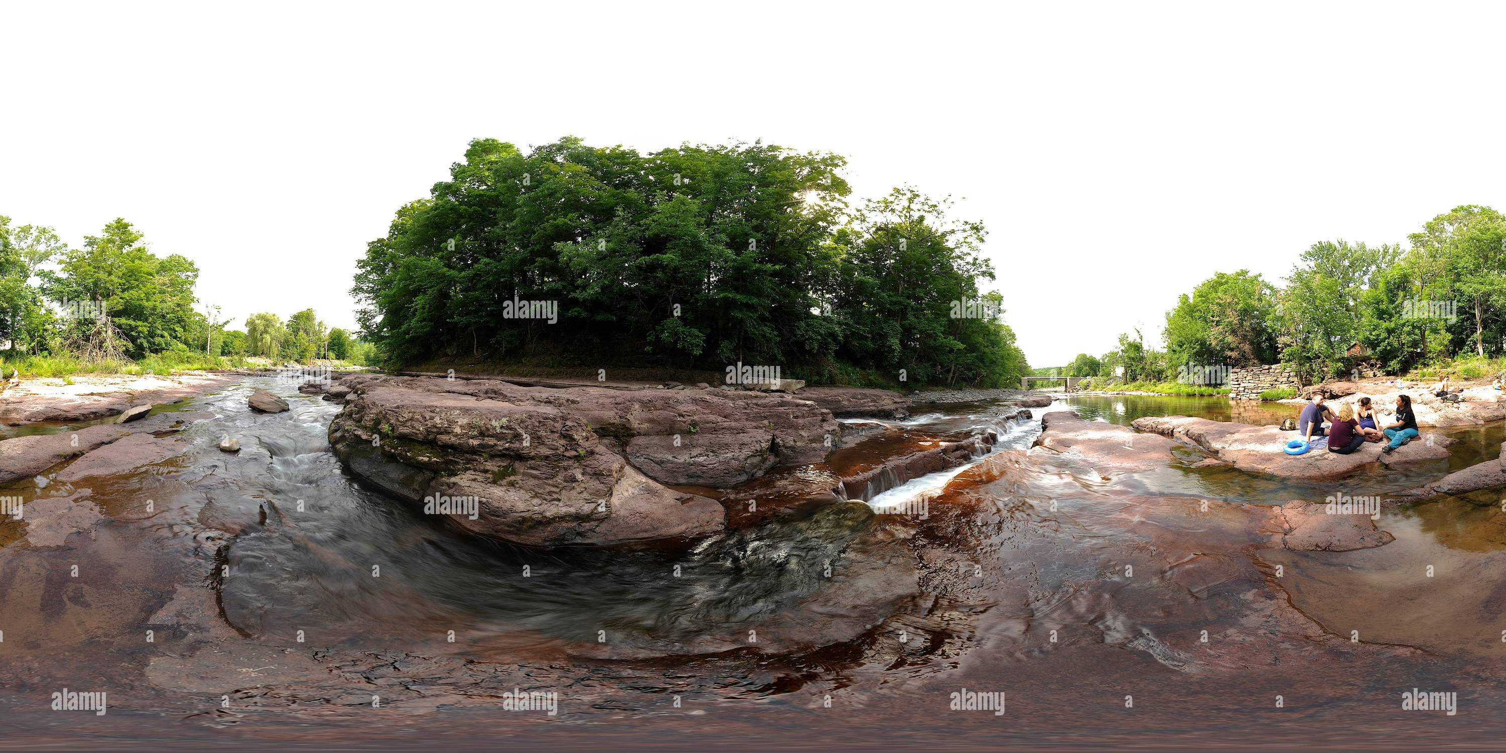 360° view of The Hardware store - Alamy