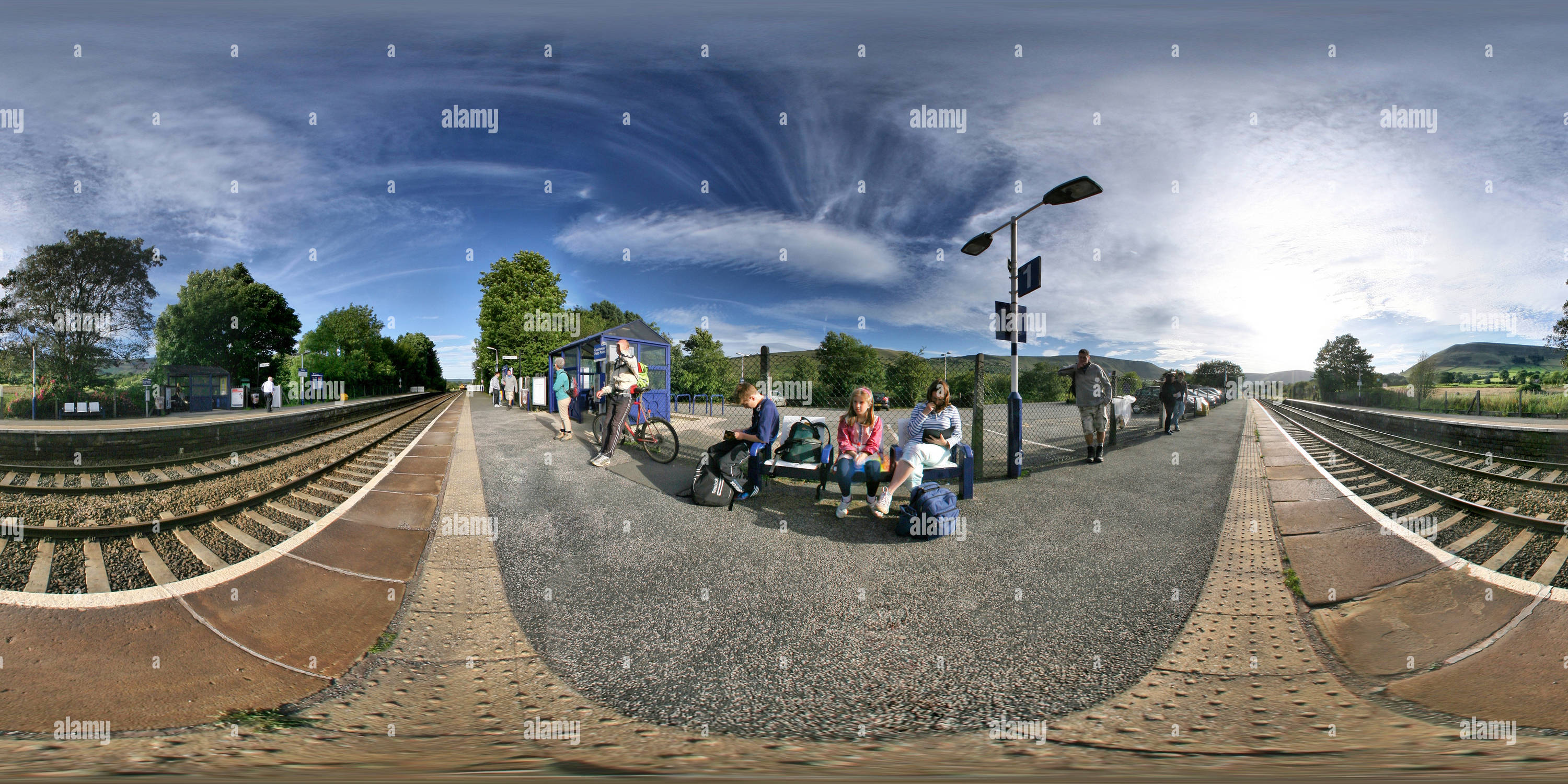 Edale station hi-res stock photography and images - Alamy