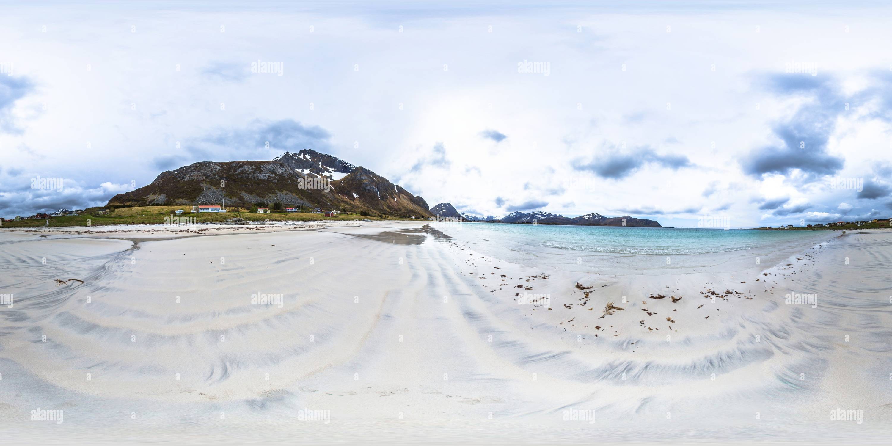 360° view of On The Beautiful Arctic Beach - Alamy