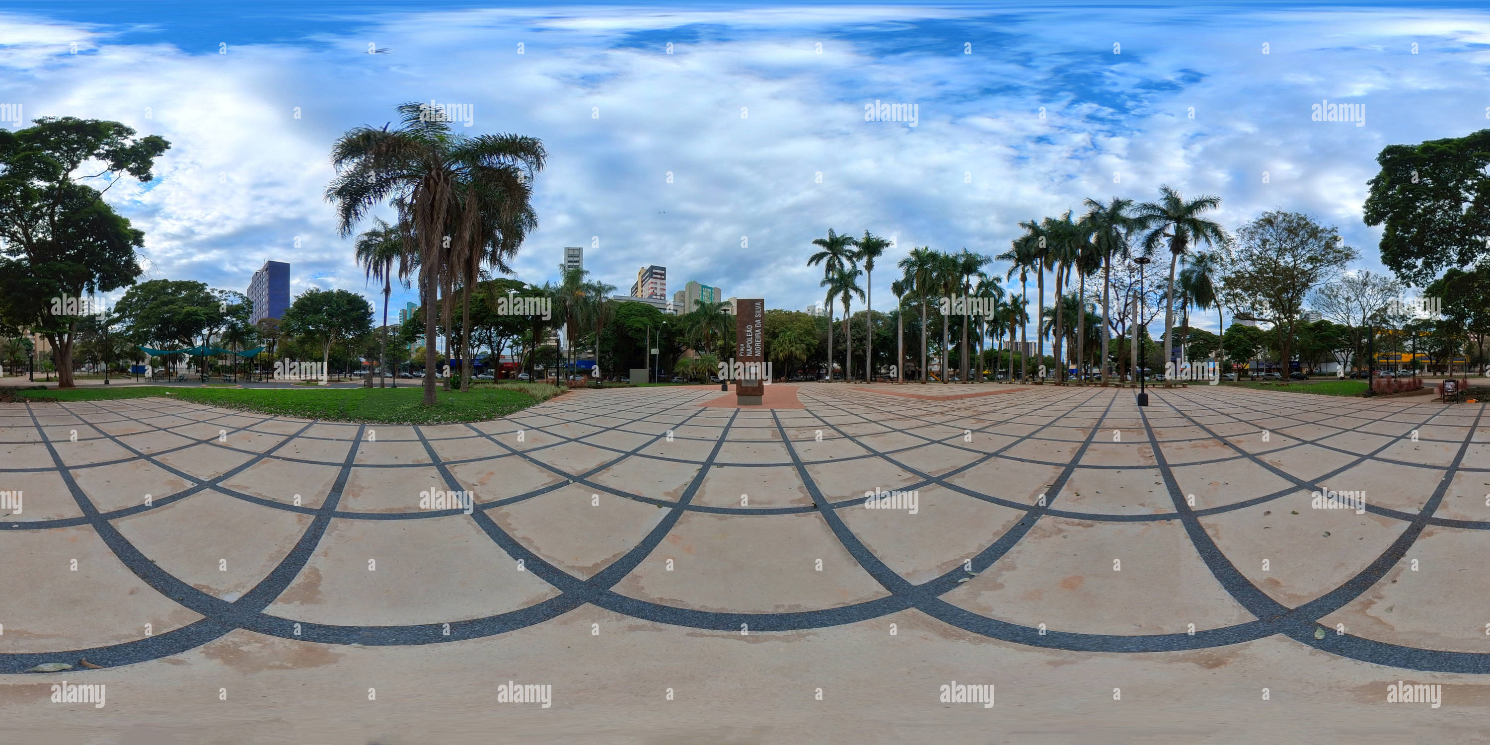 360° view of Napoleão Moreira da Silva Square - Maringá - Paraná 4 - Alamy