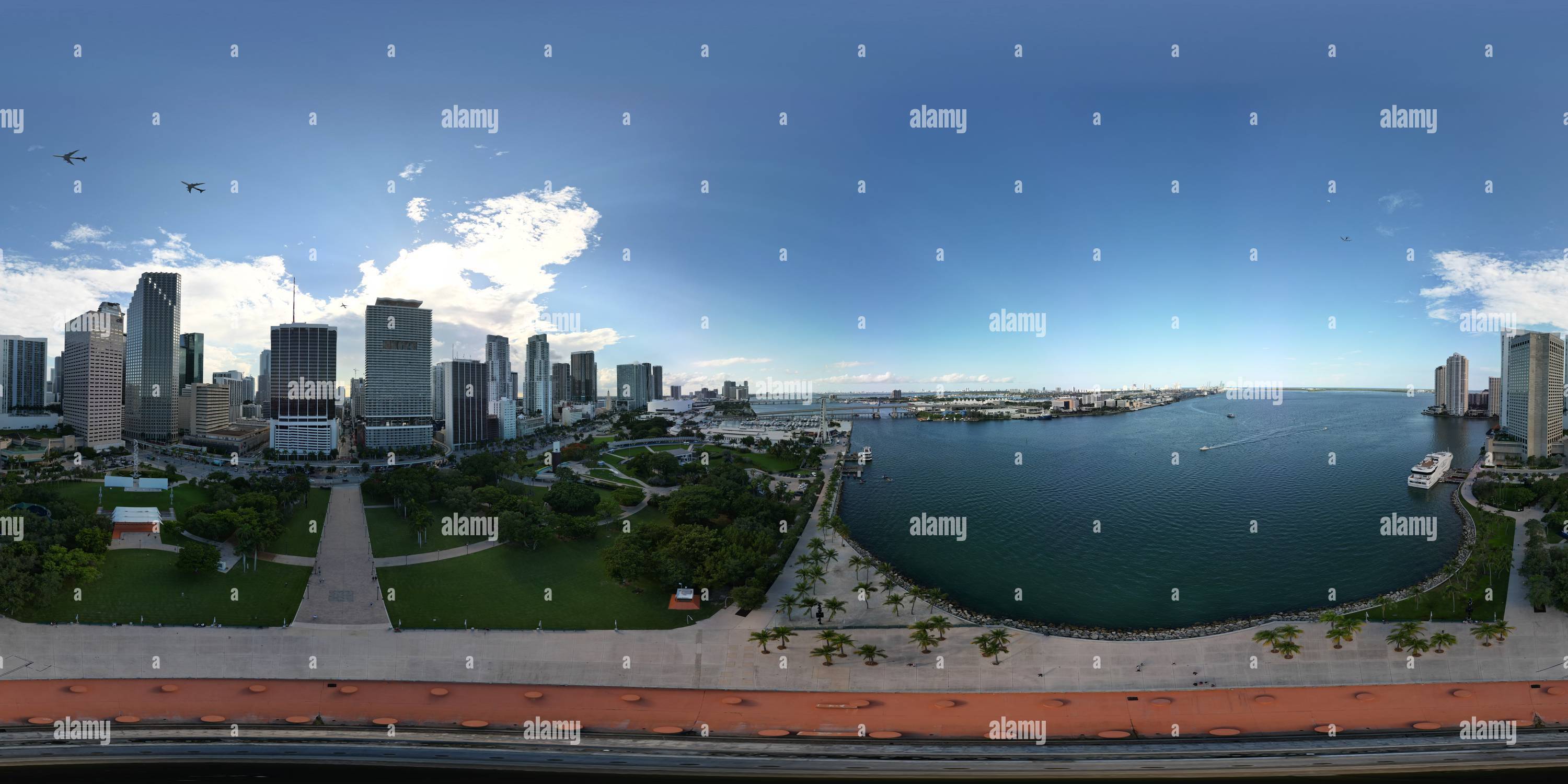 Skyview miami hi-res stock photography and images - Alamy