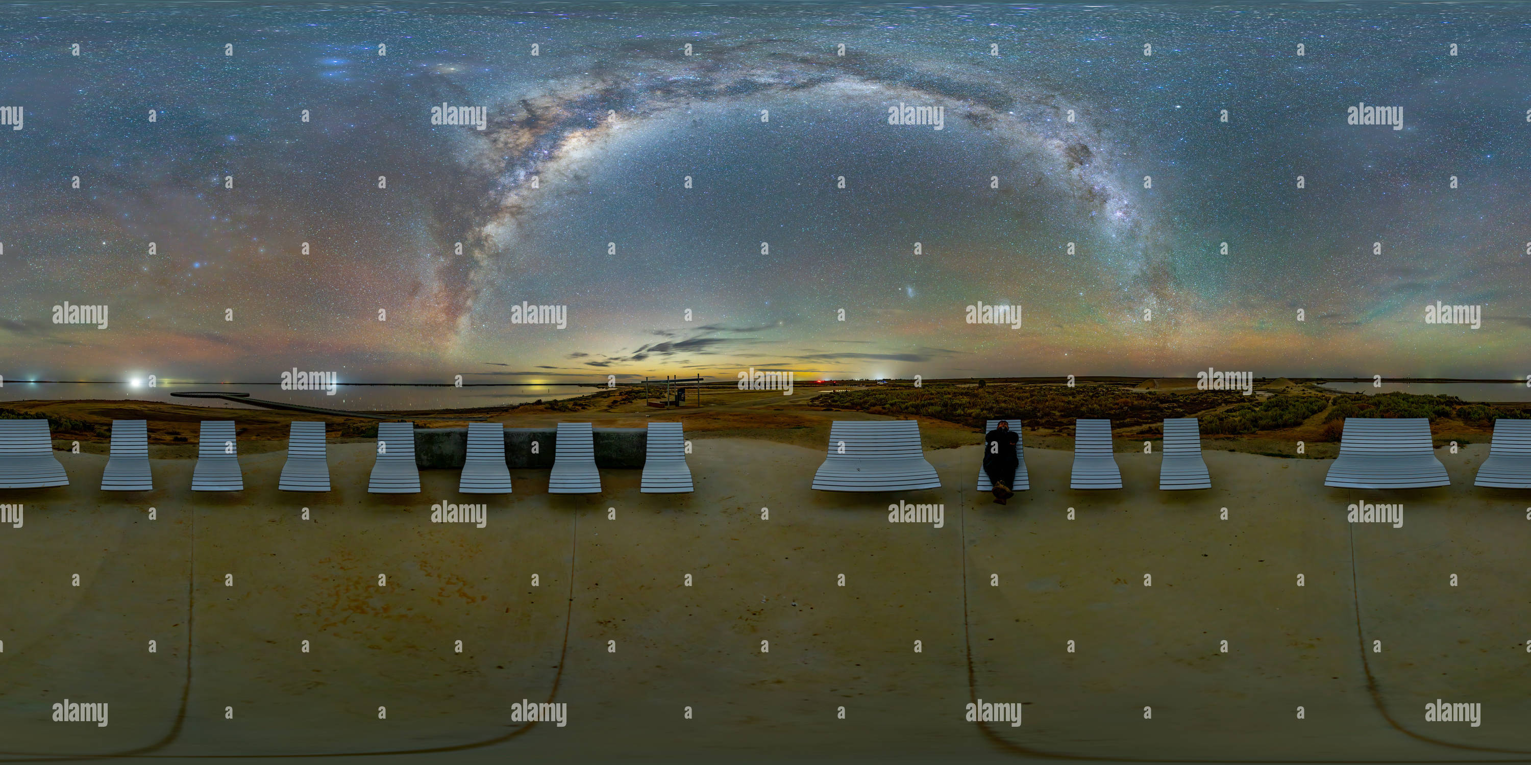 360° view of Lake Tyrrell, Sea Lake, Lounge to Heaven - Alamy