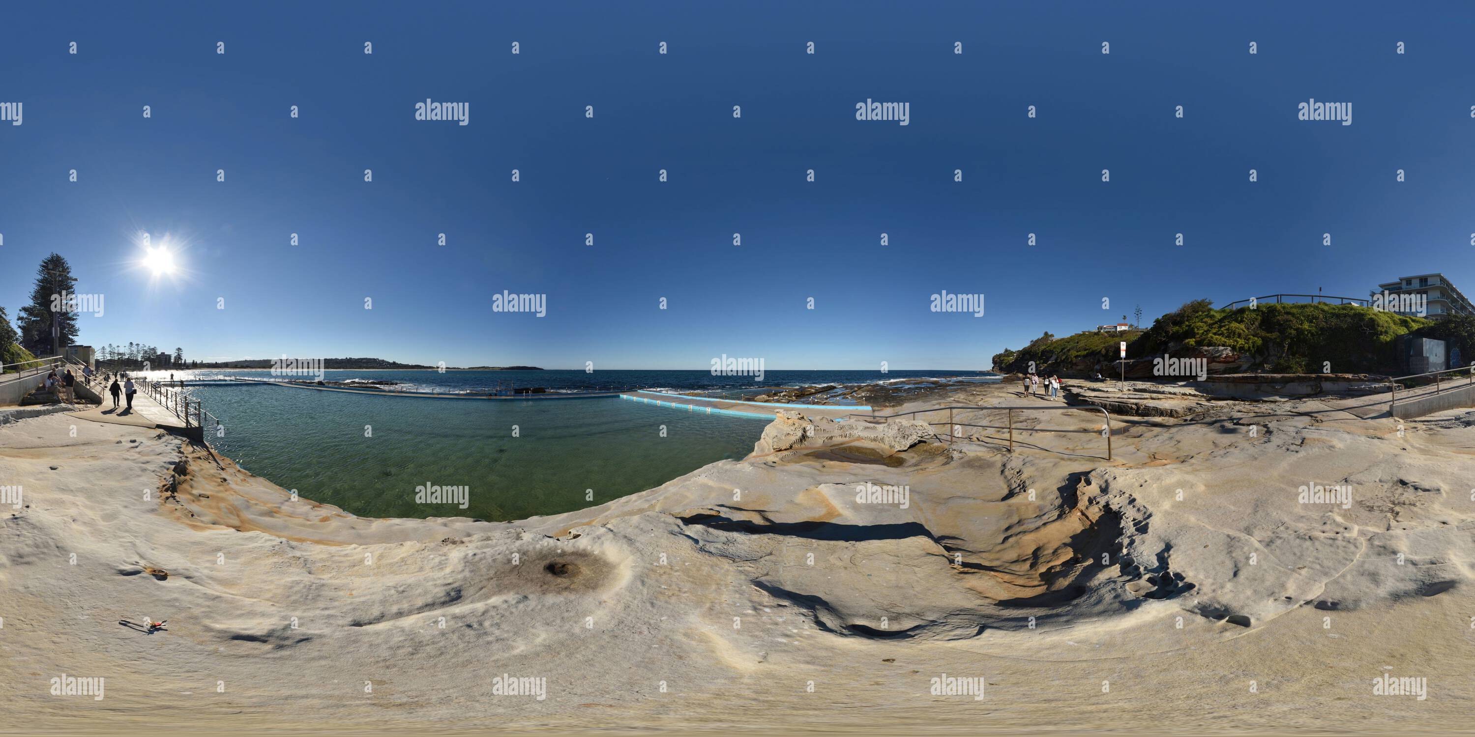 360° view of 360° panorama from the sandstone platform above Dee Why's ...