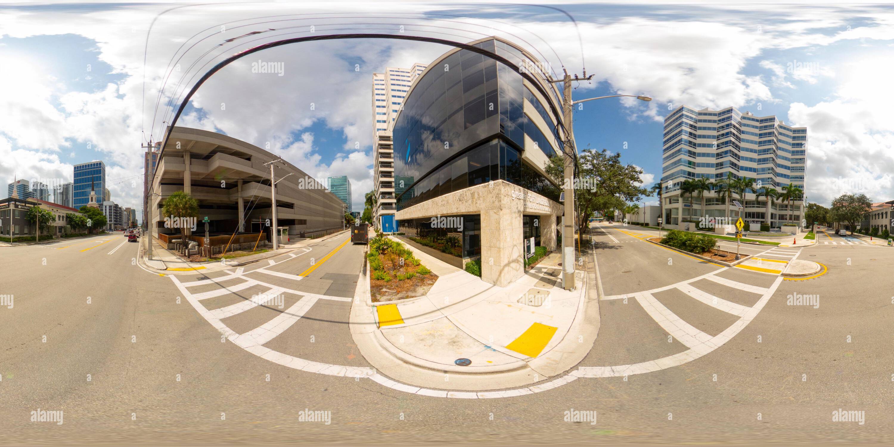 360° view of Fort Lauderdale, FL, USA - August 25, 2023: Downtown fort ...