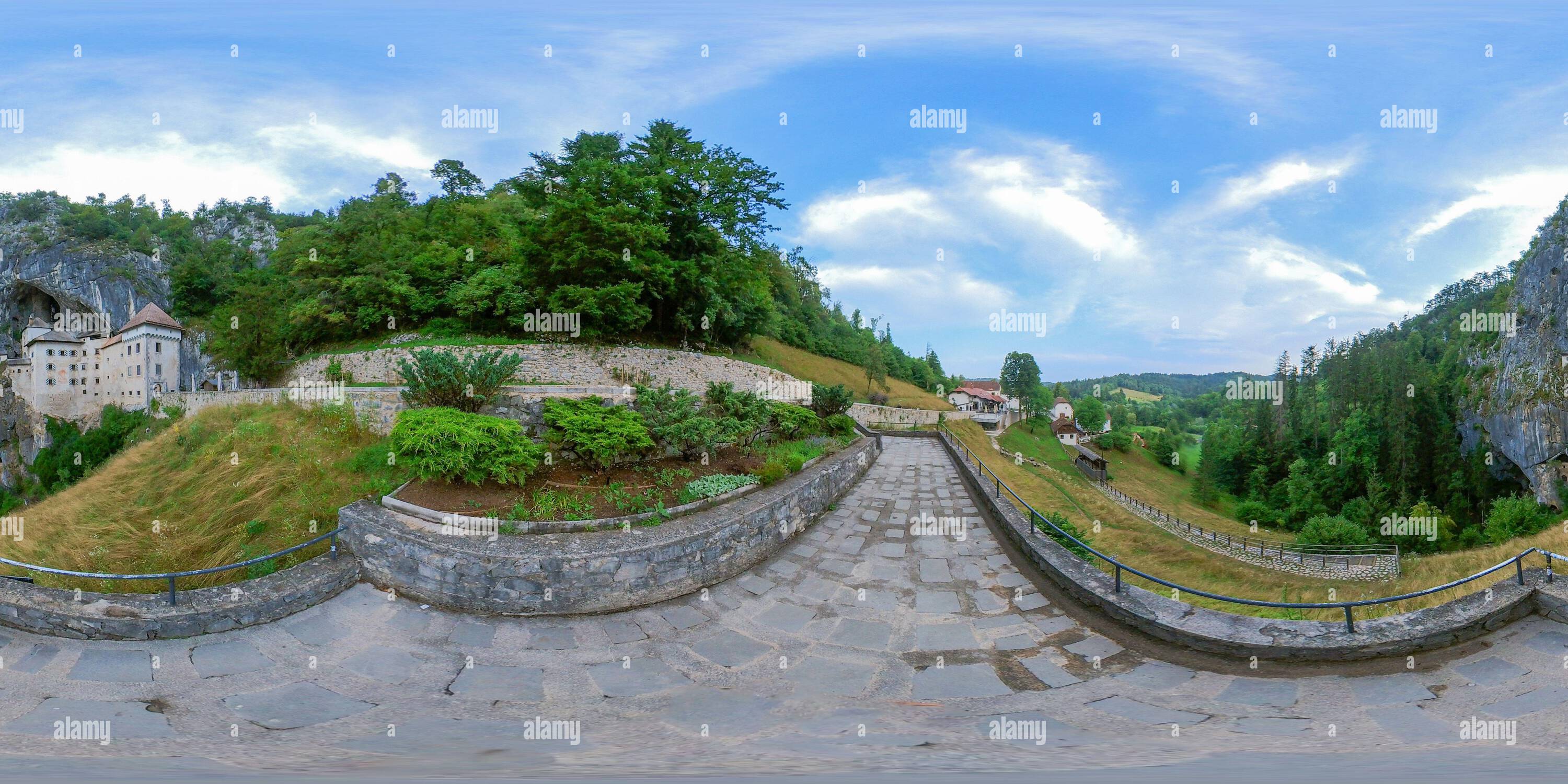 Cavecastle hi-res stock photography and images - Alamy