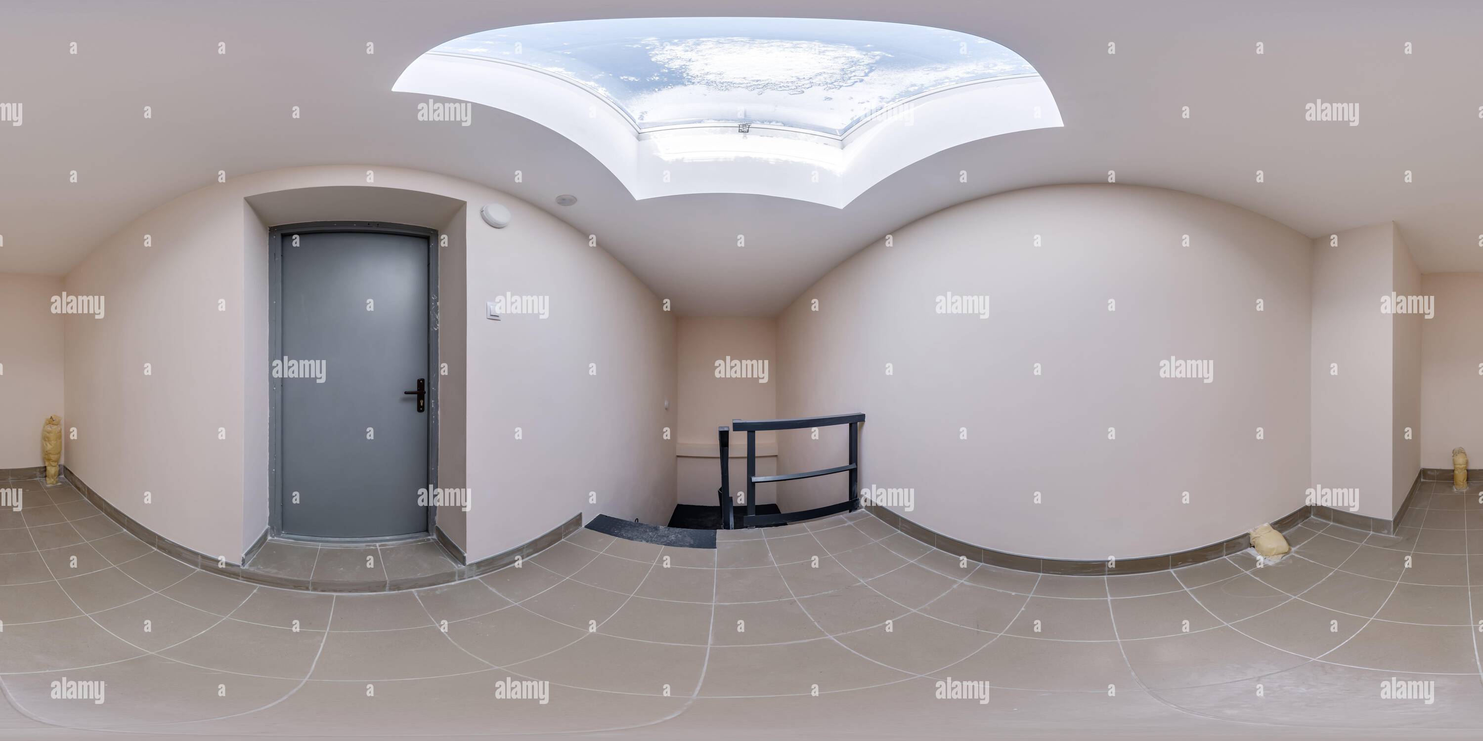360° view of full seamless spherical hdri 360 panorama in interior of ...
