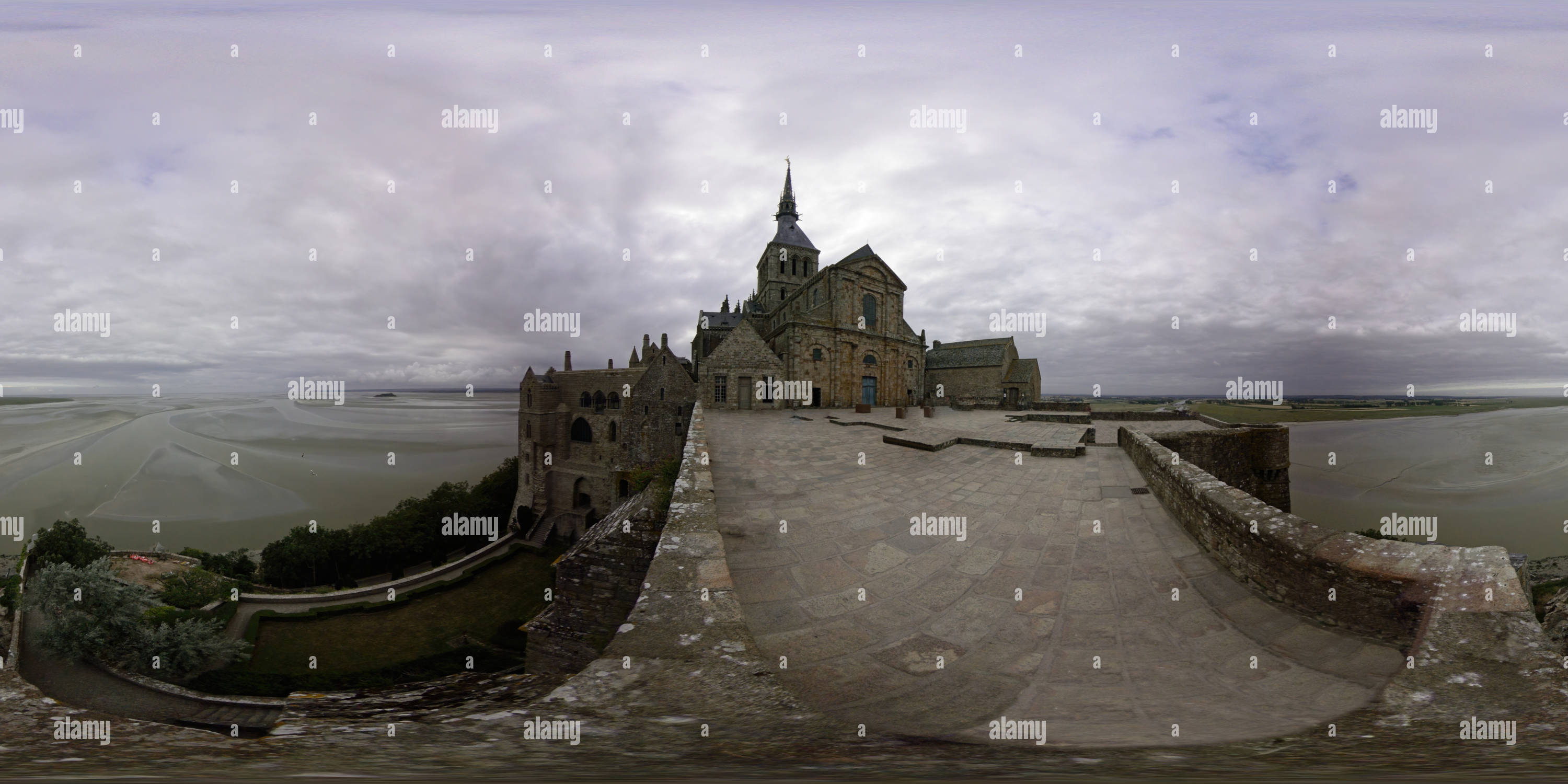 360° view of Mont-Saint-Michel Abbey, France - Alamy