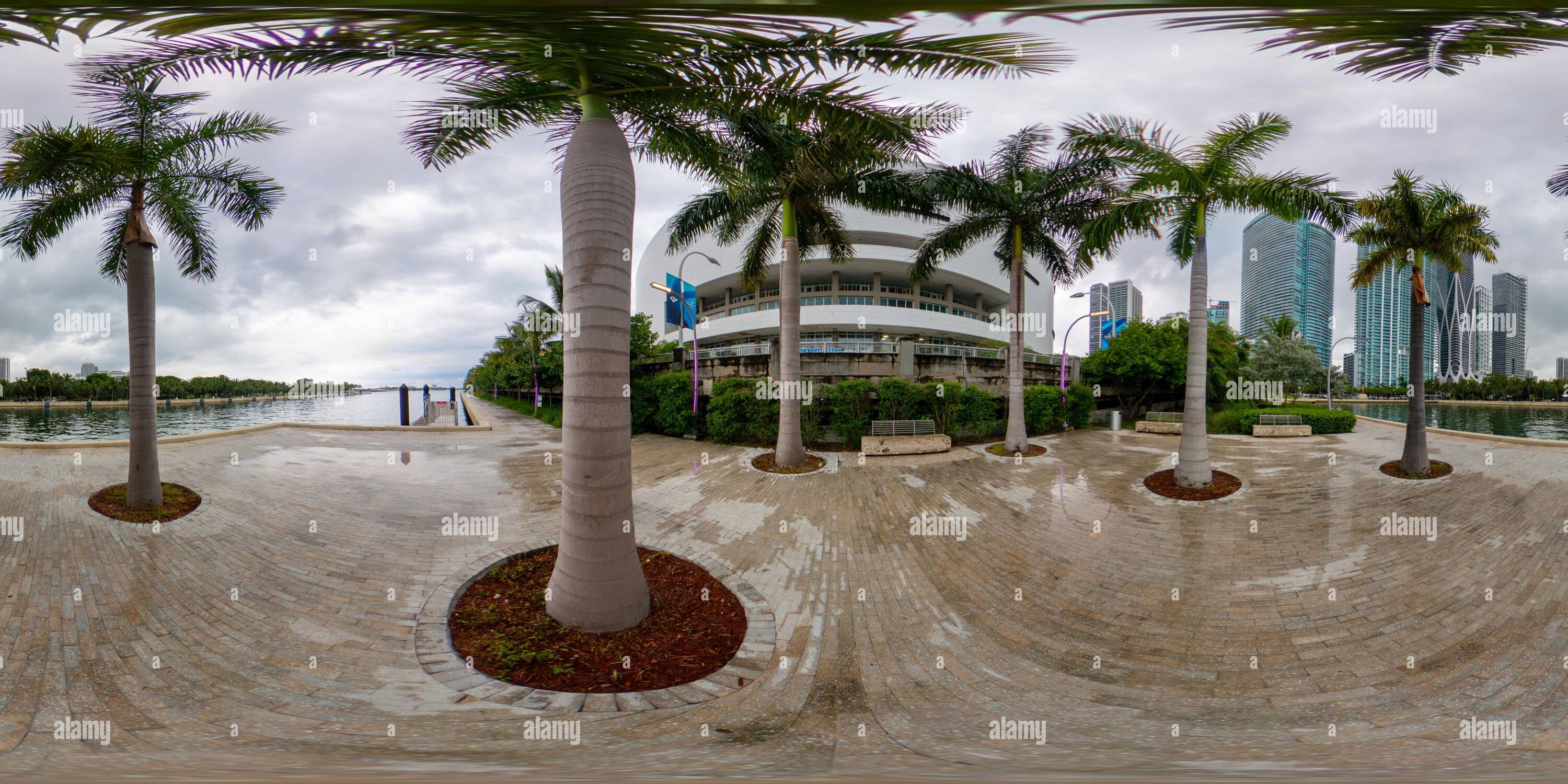 360° view of 360 equirectangular photo Park at Downtown Miami Florida ...