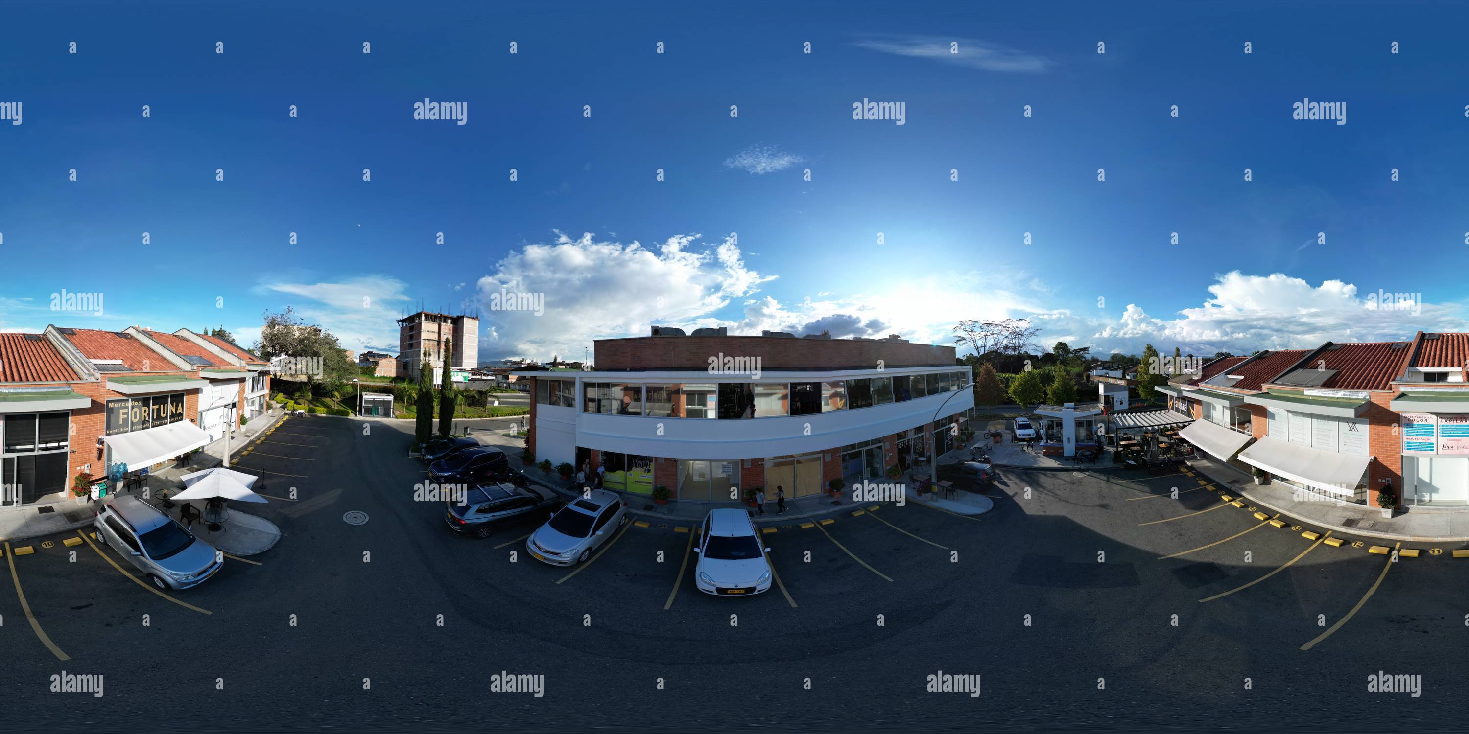 360 vr mall hi-res stock photography and images - Alamy