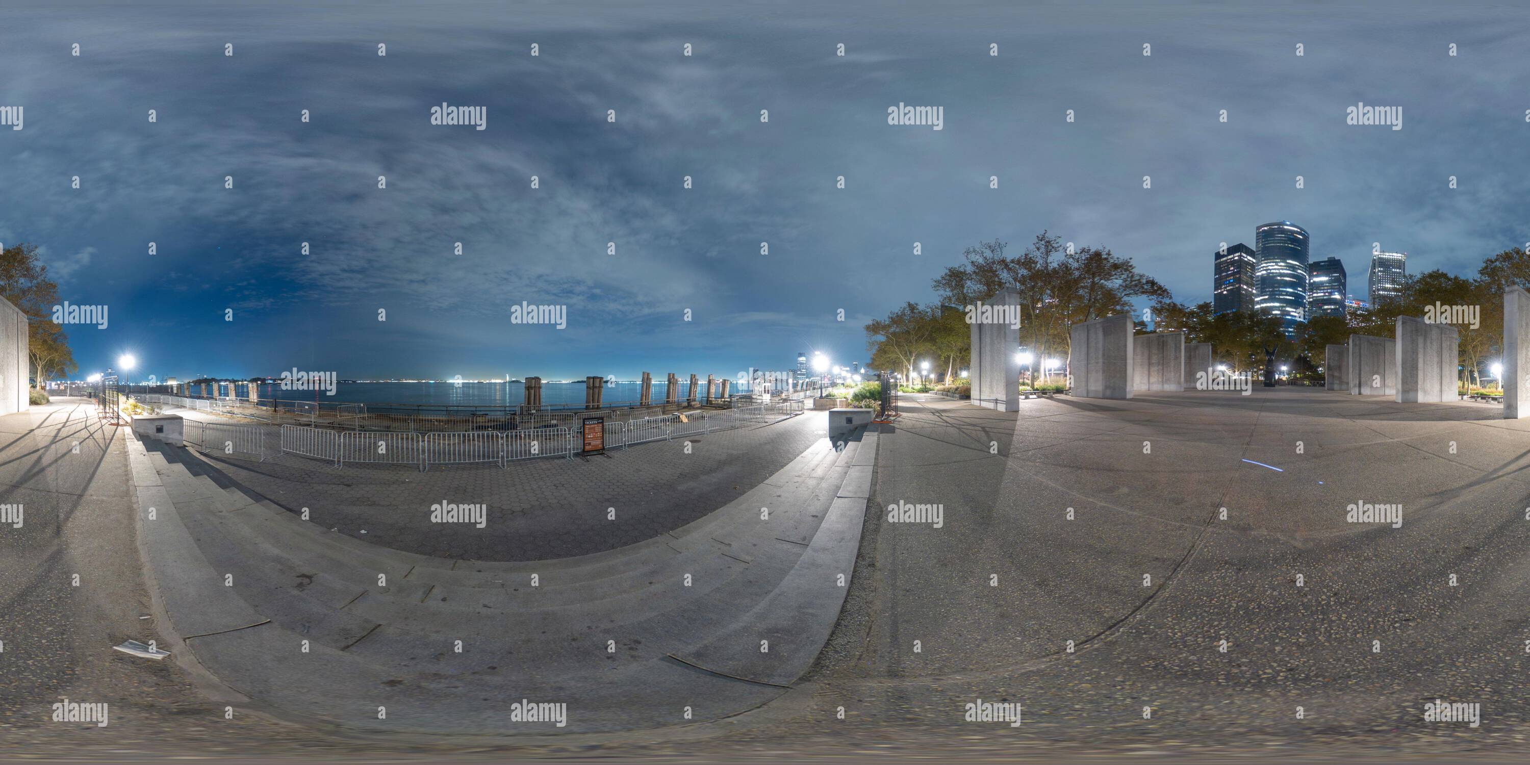 360° view of 360 New York Battery Park view of the river ...