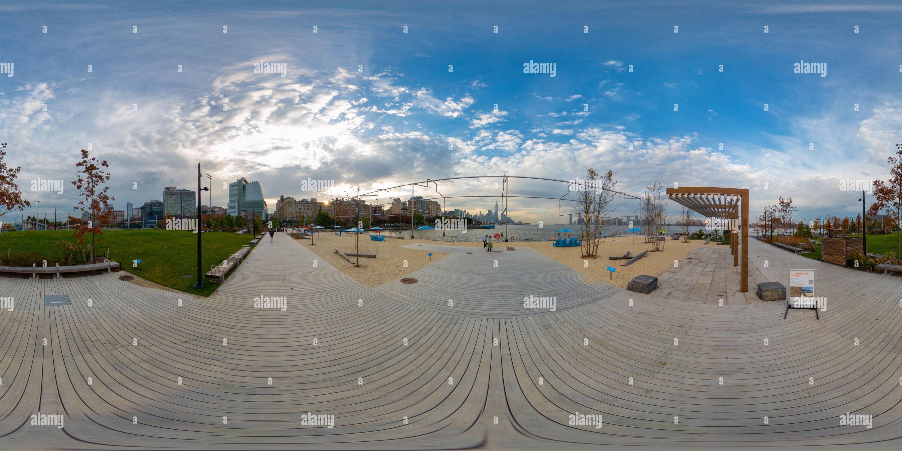360° view of New York, NY, USA - October 27, 2023: Gansevoort Beach New ...