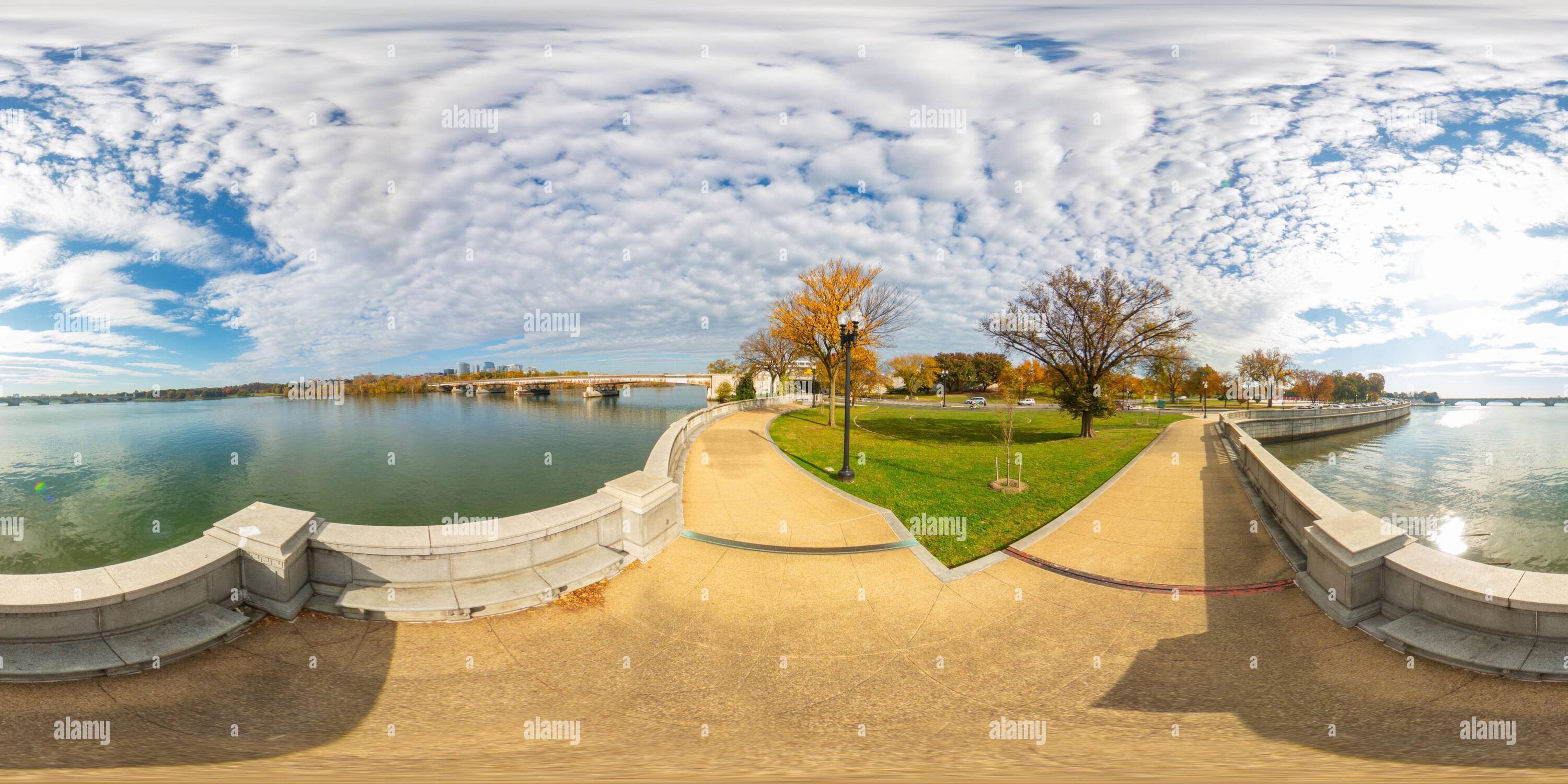 360° view of View of the Potomac River from Rock Circle Trail ...