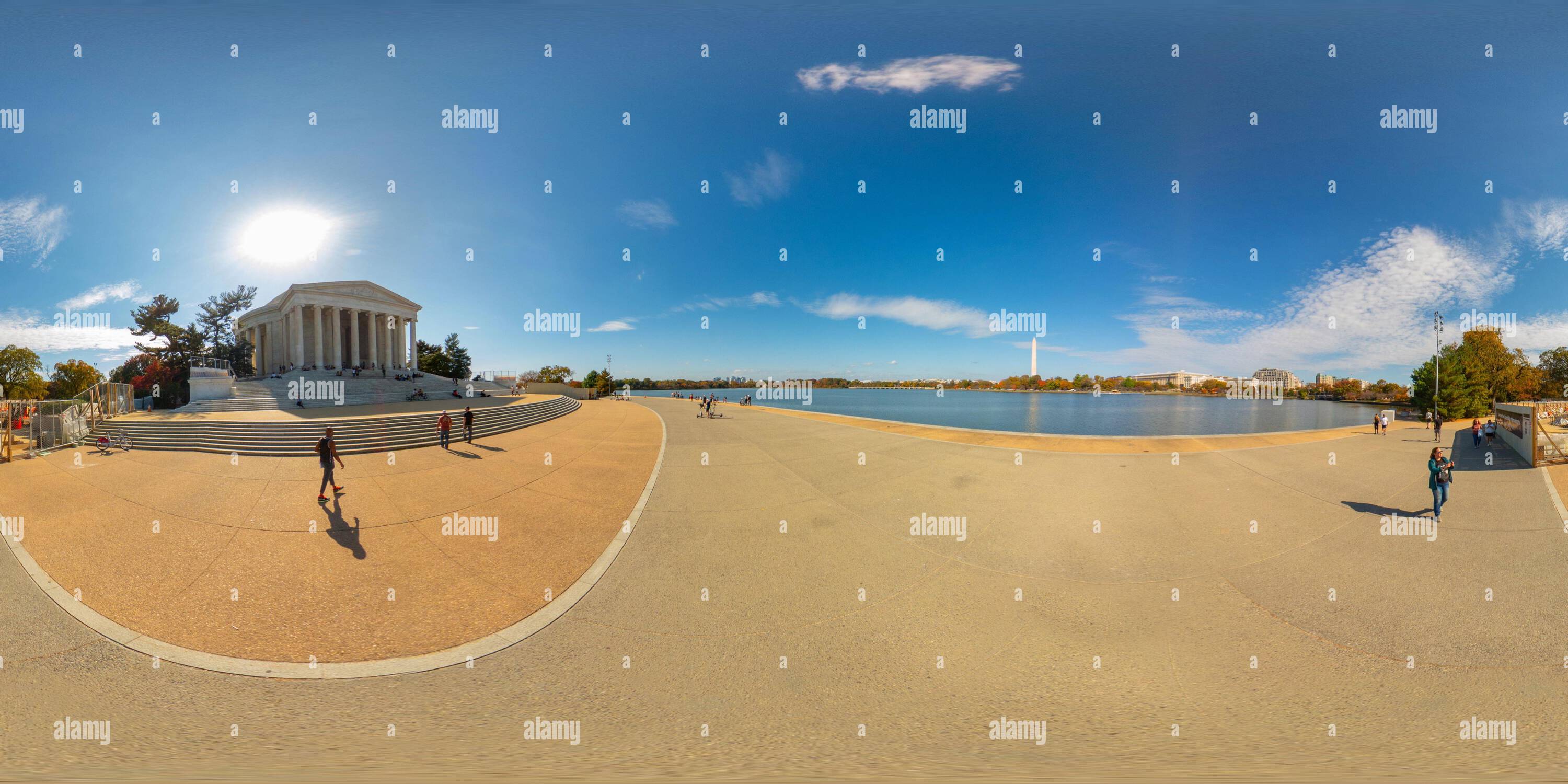 360° view of Washington DC, USA - October 28, 2023: Stock photo Thomas ...