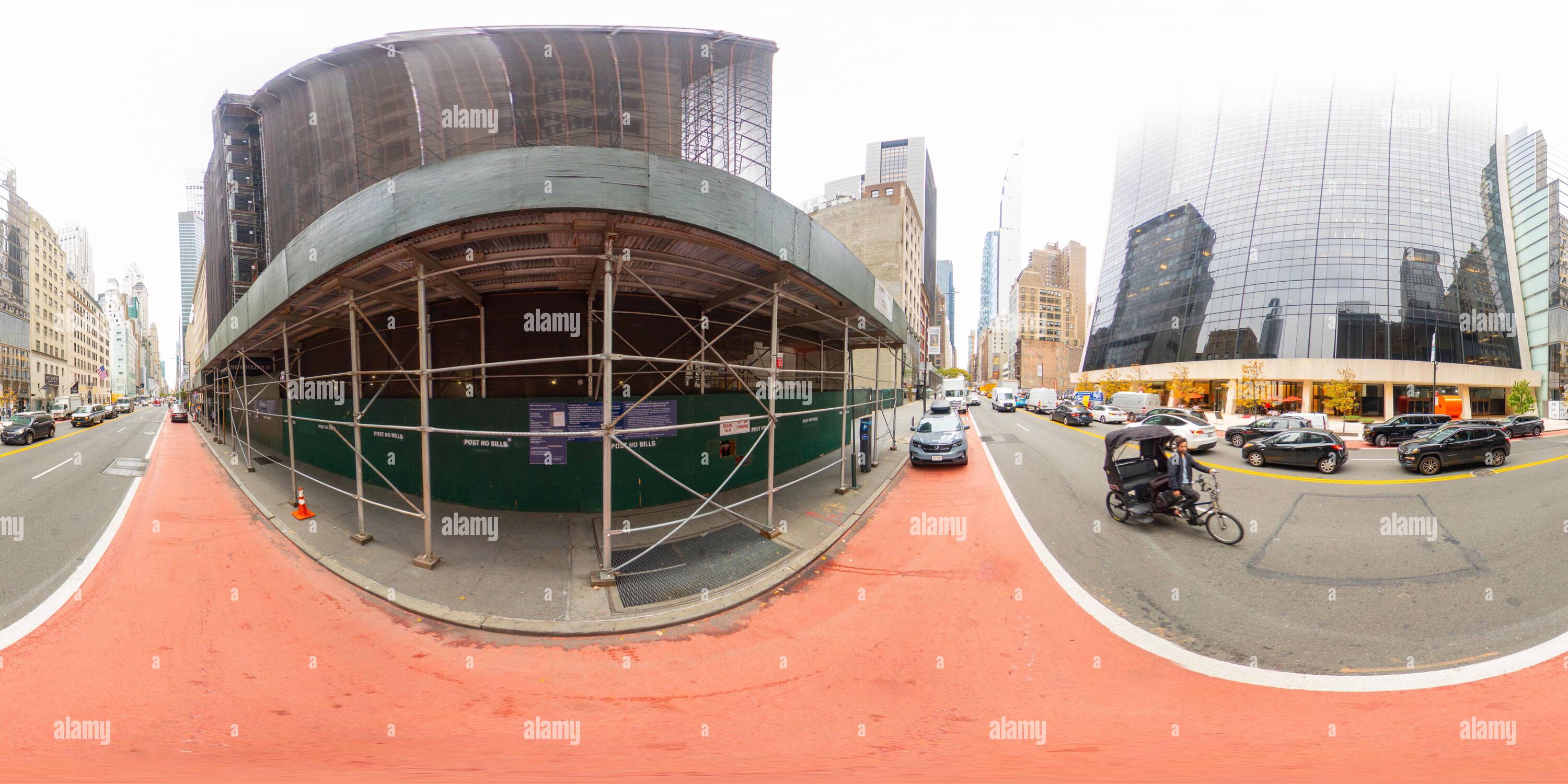 360° view of New York, NY, USA - October 27, 2023: 9 West Corporate ...