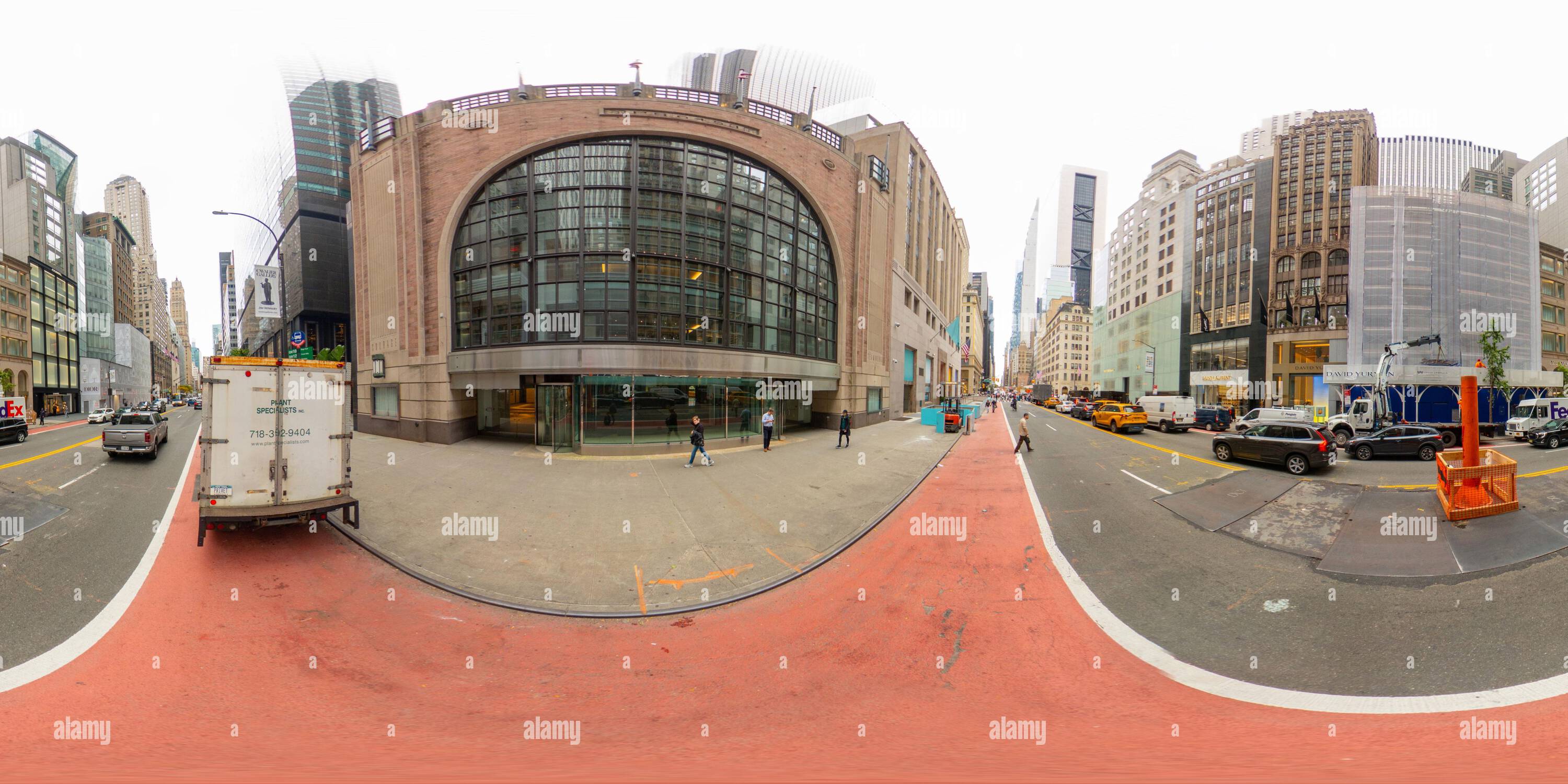 360° view of New York, NY, USA - October 27, 2023: Old Tiffany Co ...