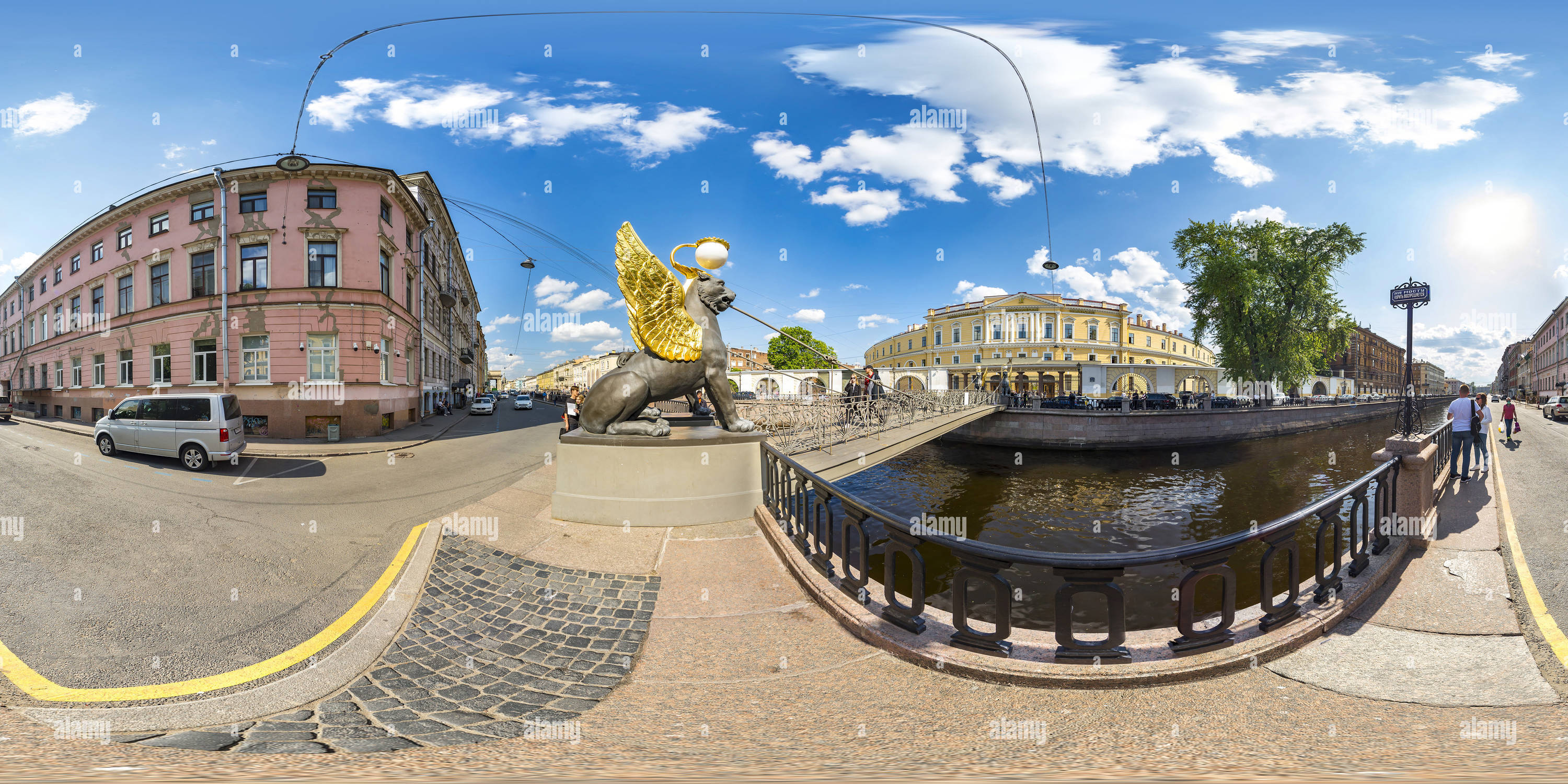 360° view of Saint Petersburg. Bank Bridge on the Griboyedov Canal - Alamy