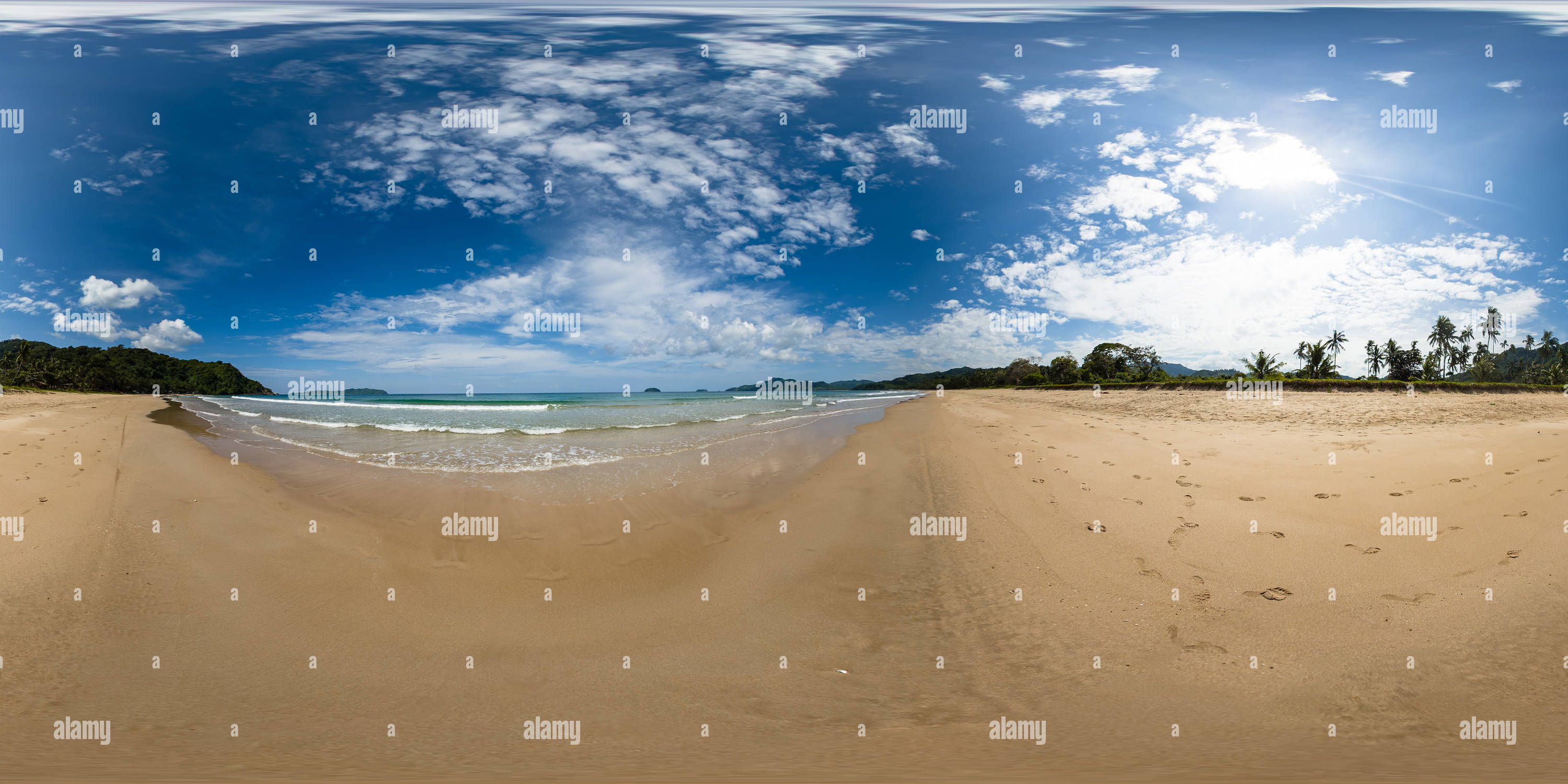 360° view of Duli Beach in El Nido, Philippines - Alamy