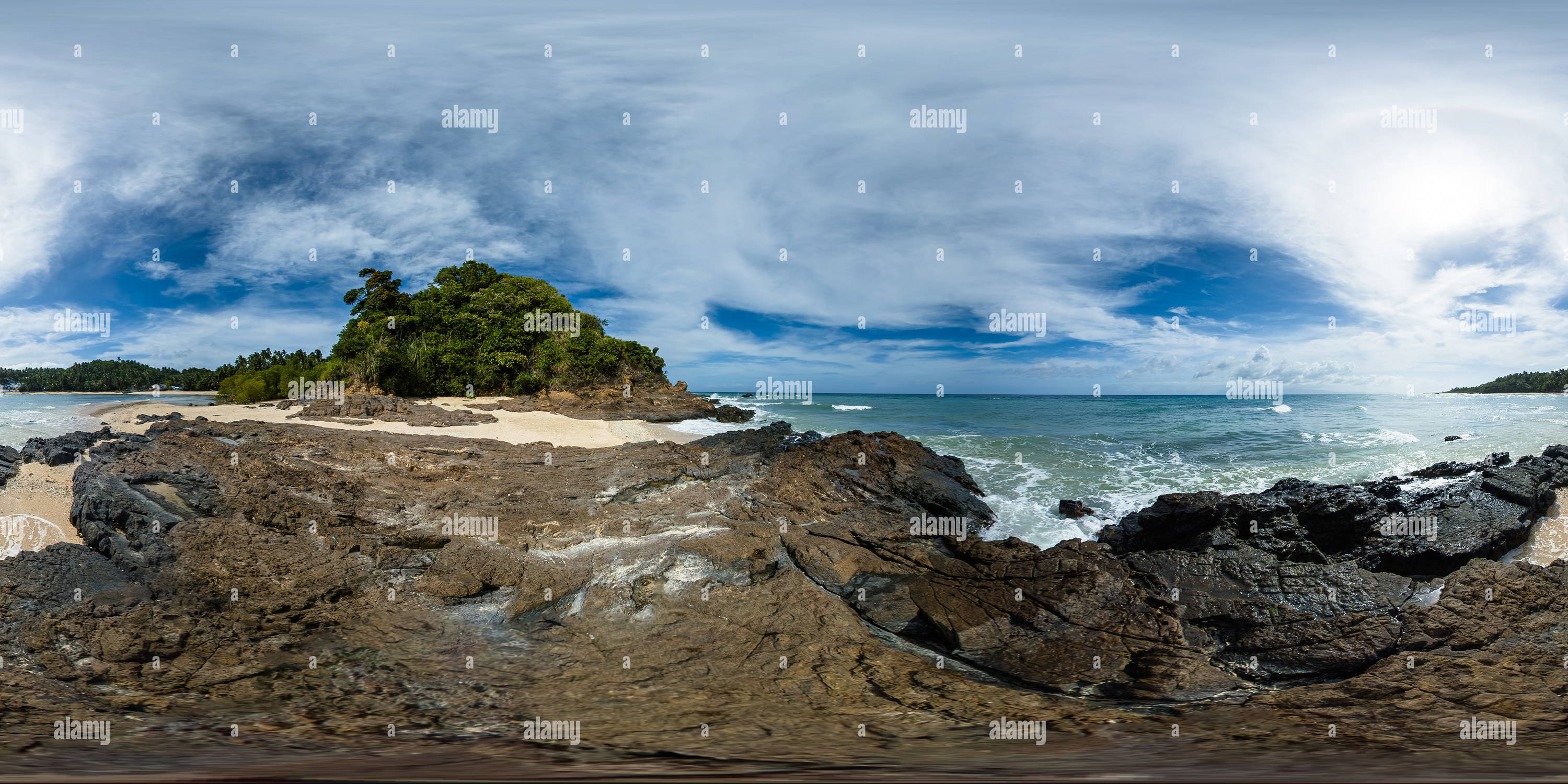 360° view of Ocean waves in Santa Fe, Romblon. Philippines - Alamy