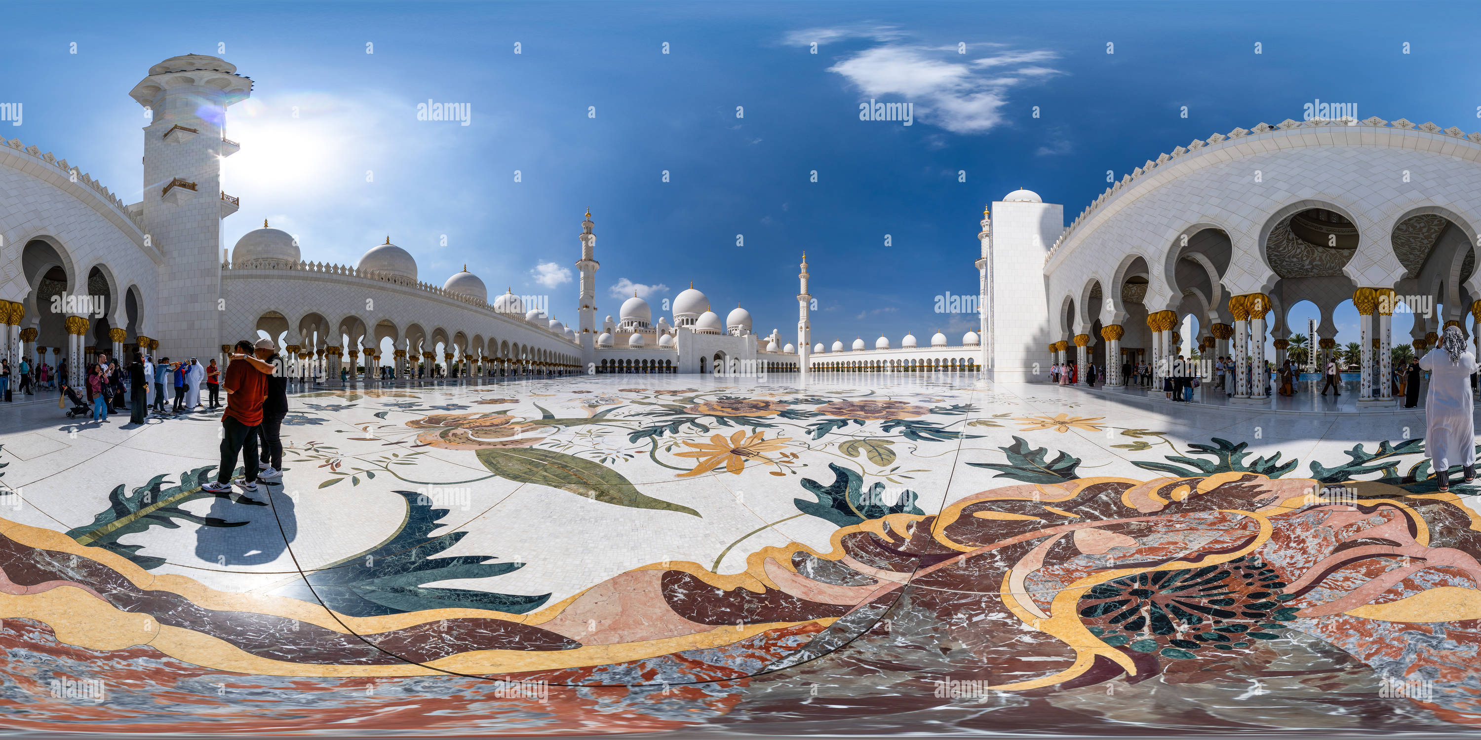 360° view of Sheikh Zayed Mosque II - Alamy