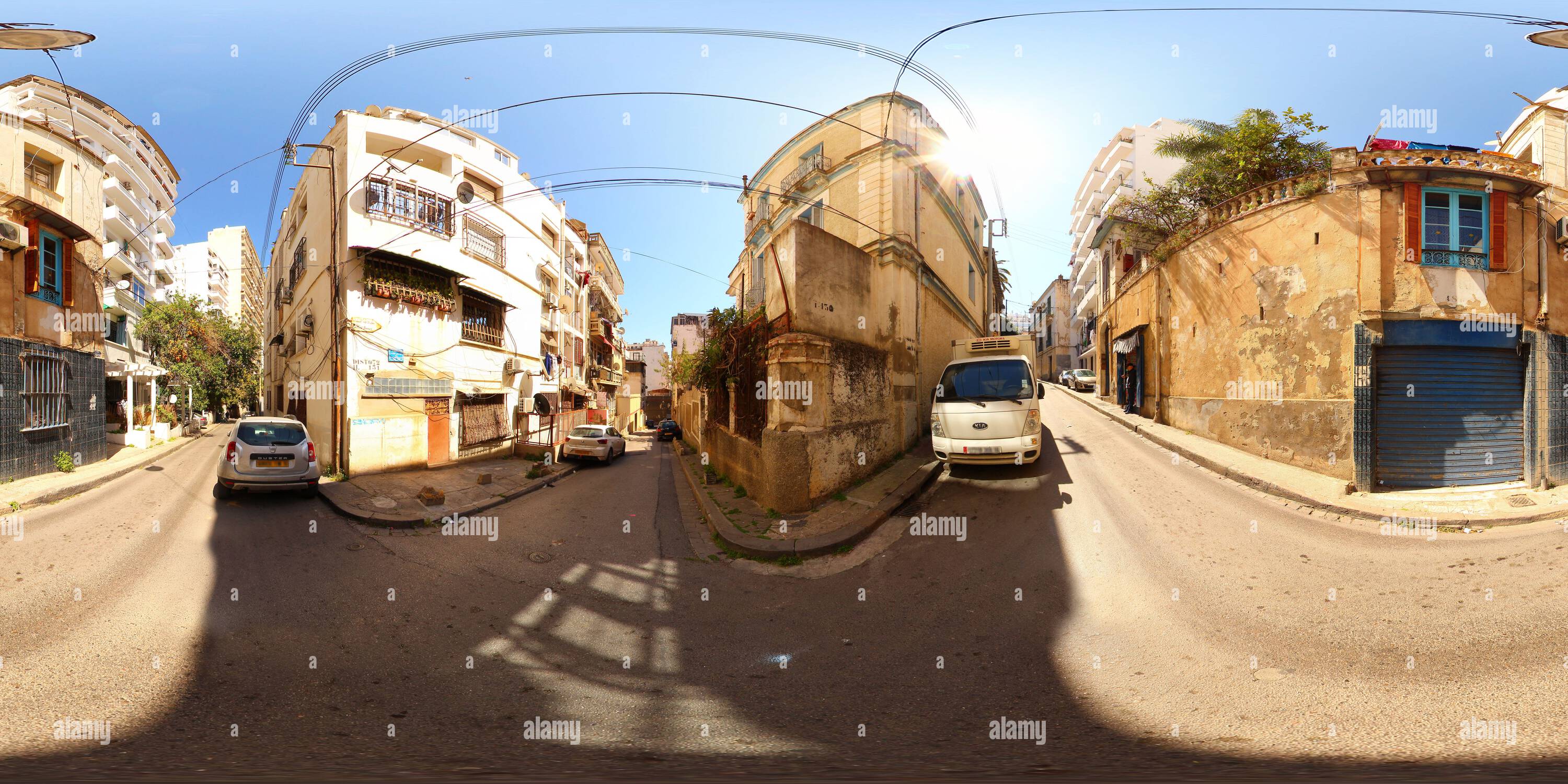 Rue alger hi-res stock photography and images - Alamy