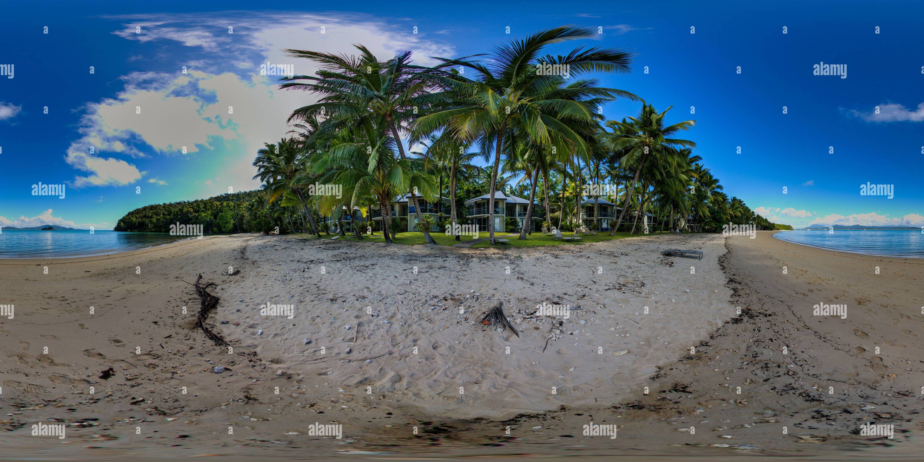 Dunk island resort hi-res stock photography and images - Alamy