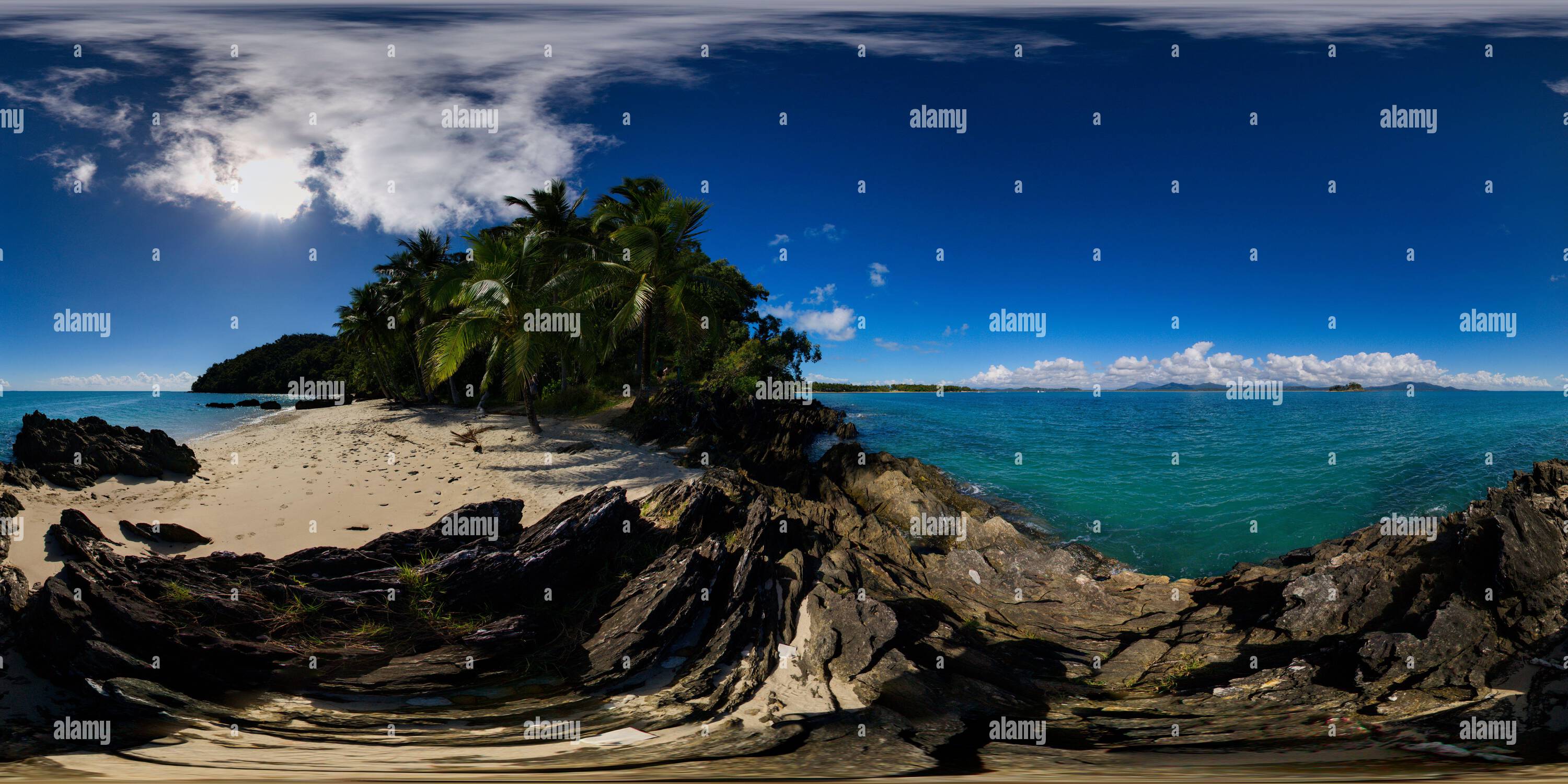 360° view of 360° panorama of Muggy Muggy Beach Dunk Island Queensland ...
