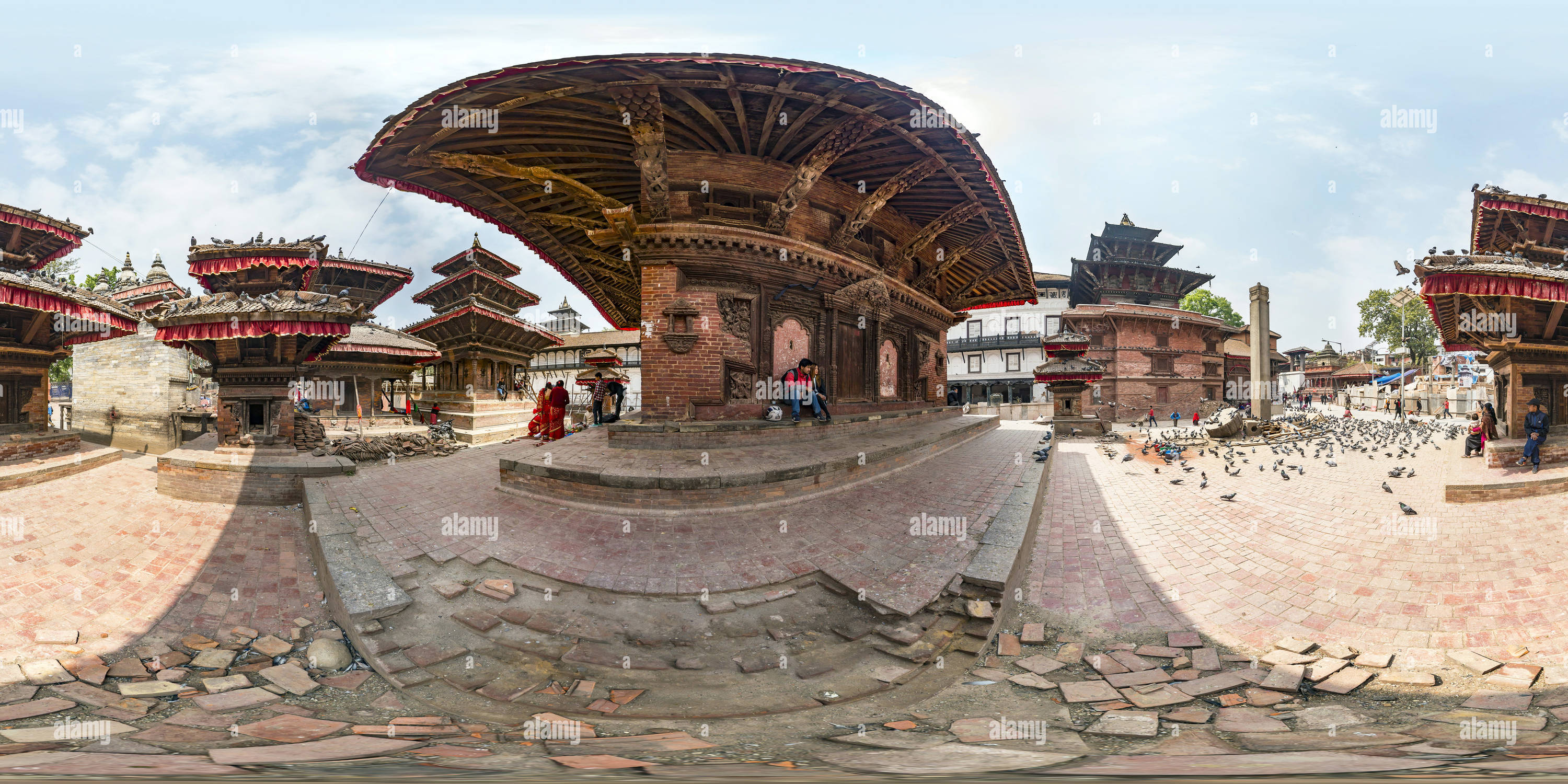 360° view of Nepal 2017. Kathmandu. Durbar Square. Jagannath Temple - Alamy