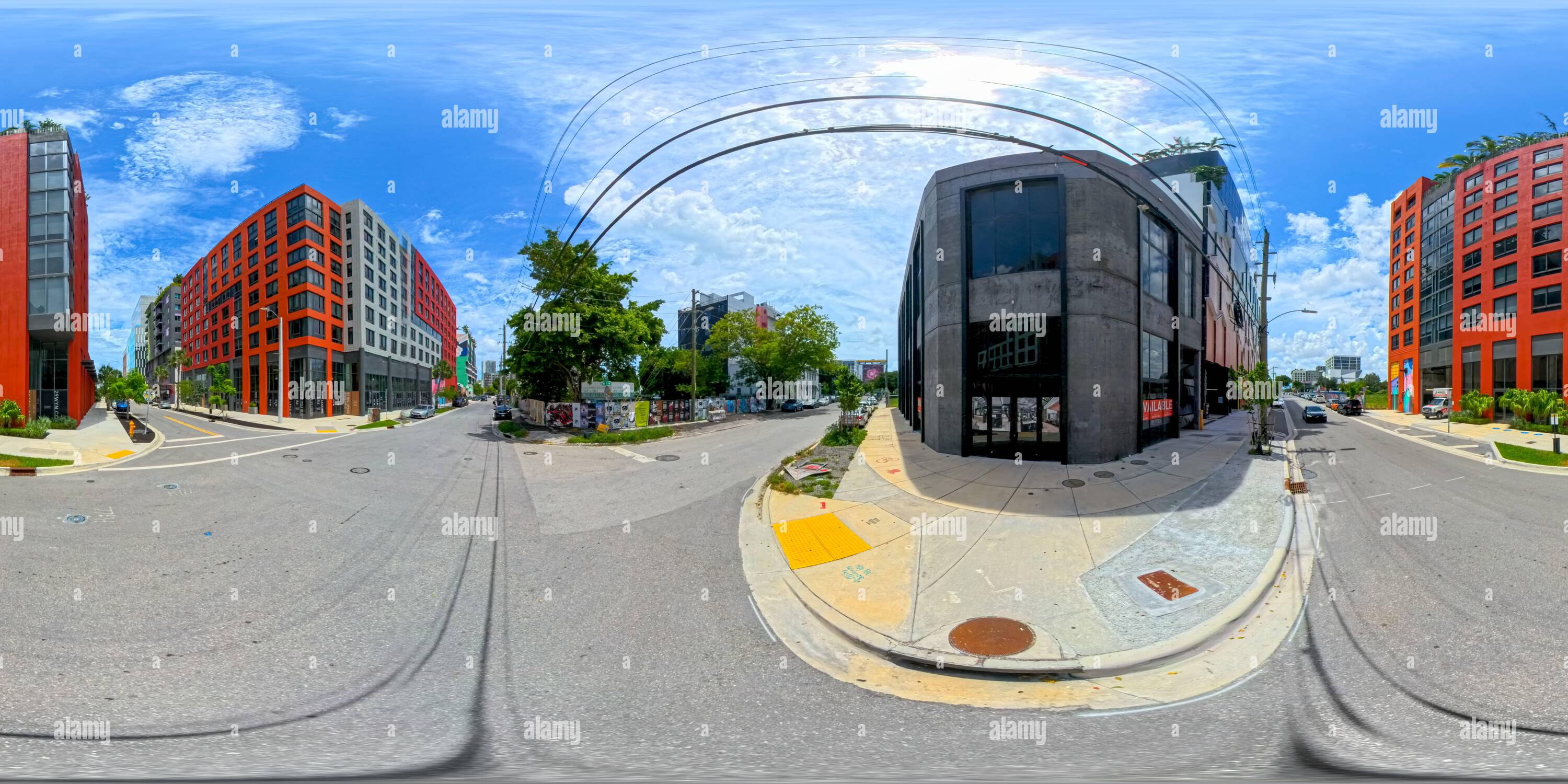360° view of Miami, FL, USA - August 25, 2024: 360 VR photo residential ...