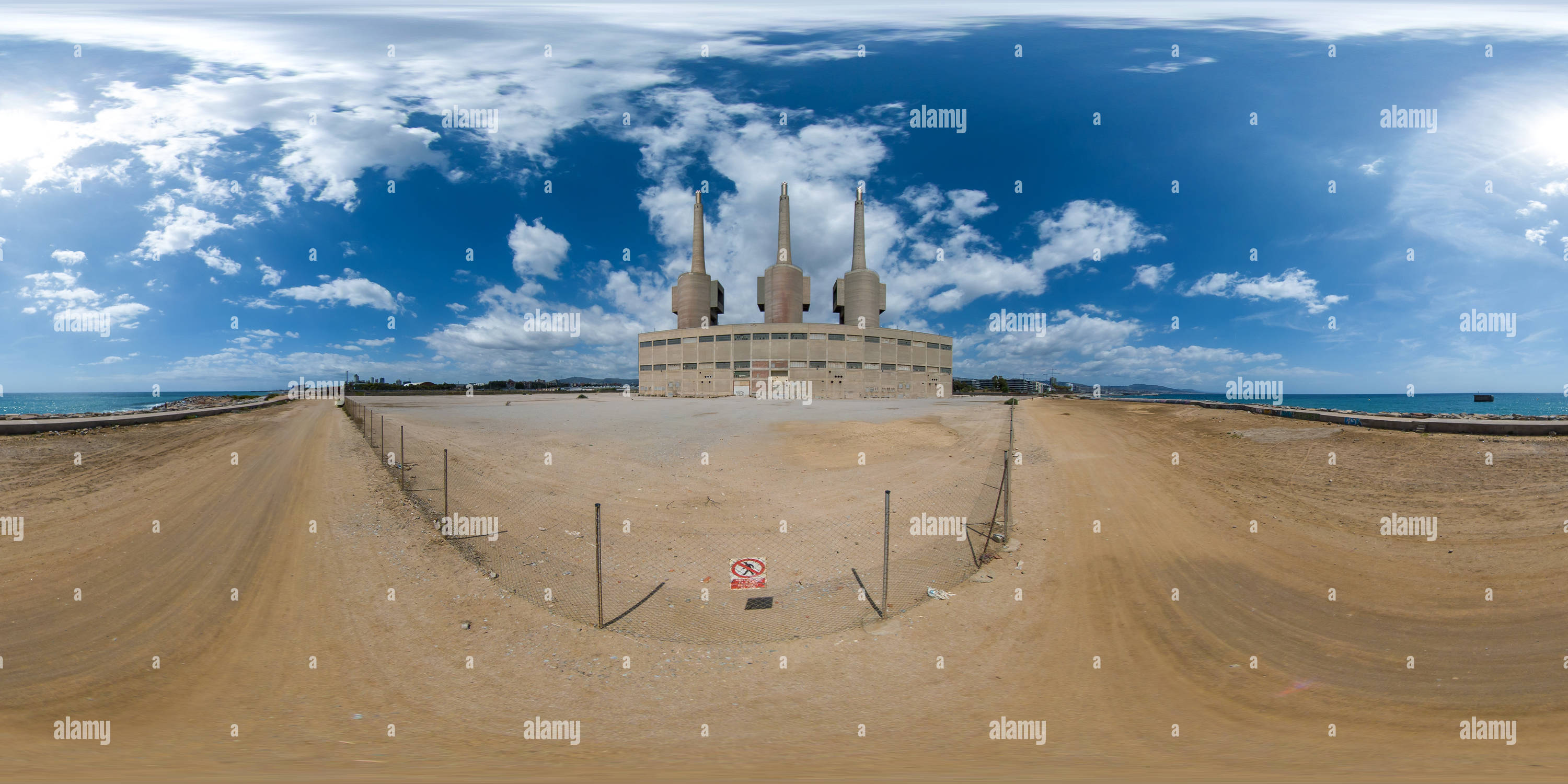 360° view of Barcelona 360VR The Three Chimneys 2 - Alamy