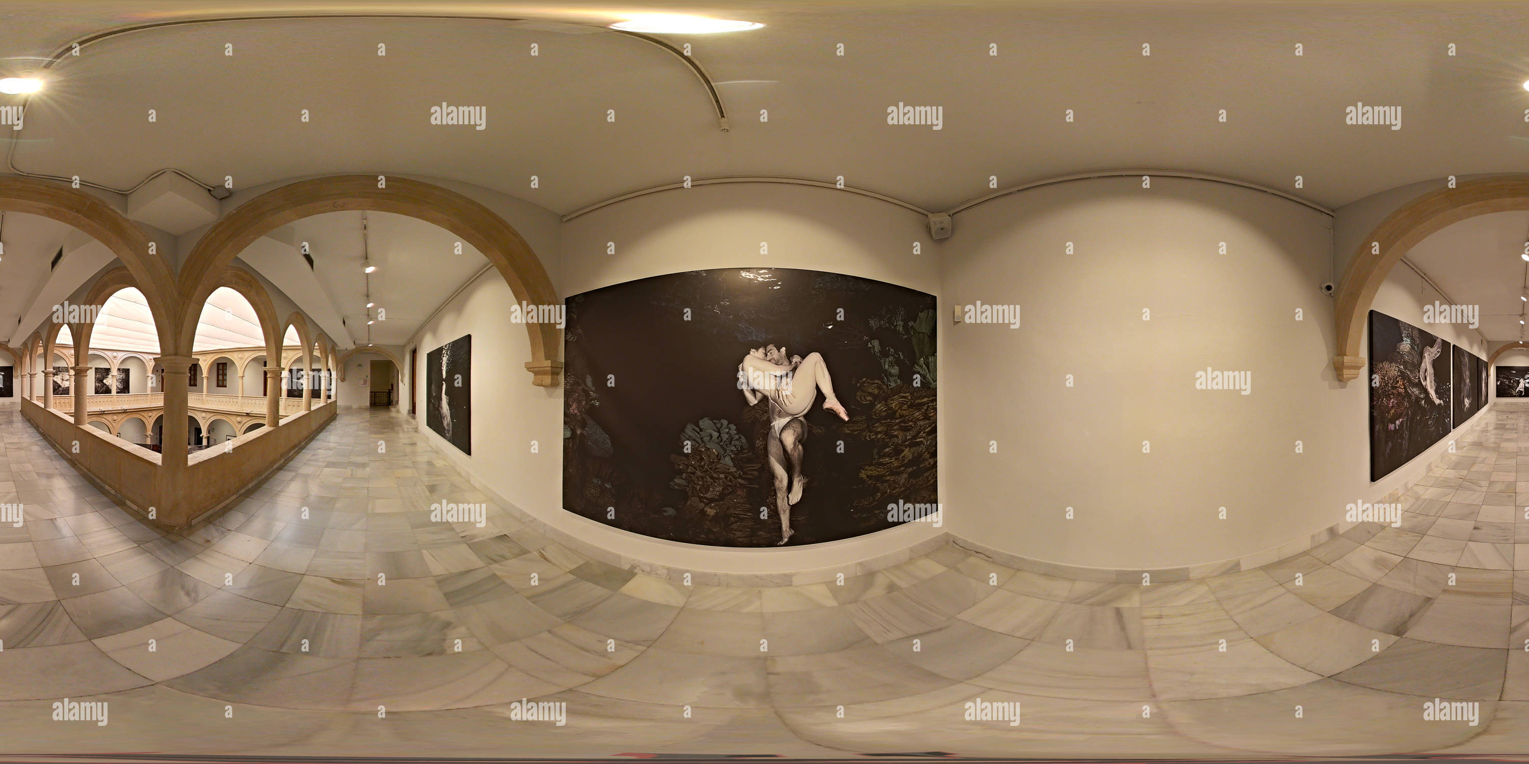 360° view of 360 report of Isabel Muñoz's exhibition, entitled WATER ...