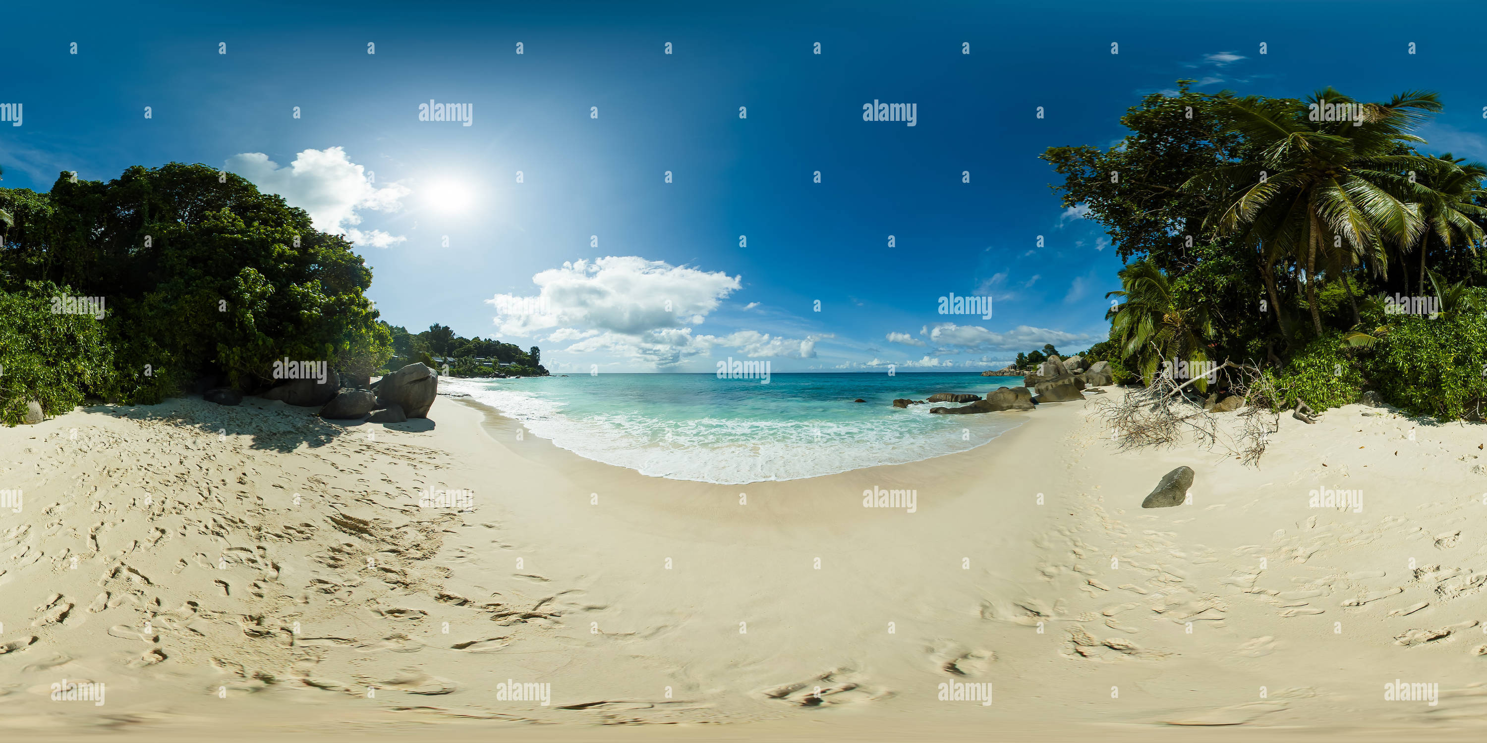 360° view of Sunny beach with soft sand and crystal waters. Mahe ...