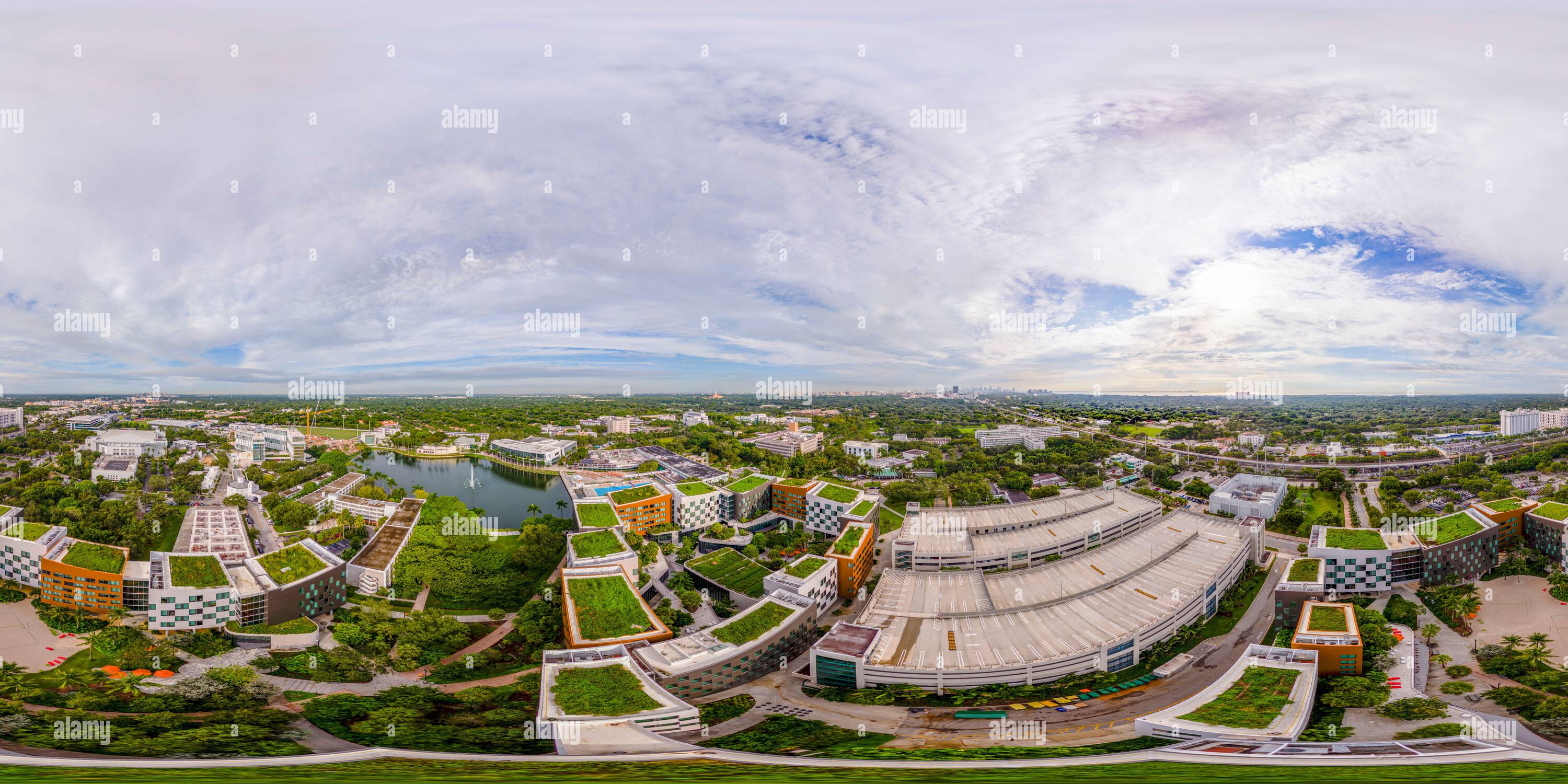 360° view of Miami, FL, USA - October 16, 2024: Aerial 360 ...