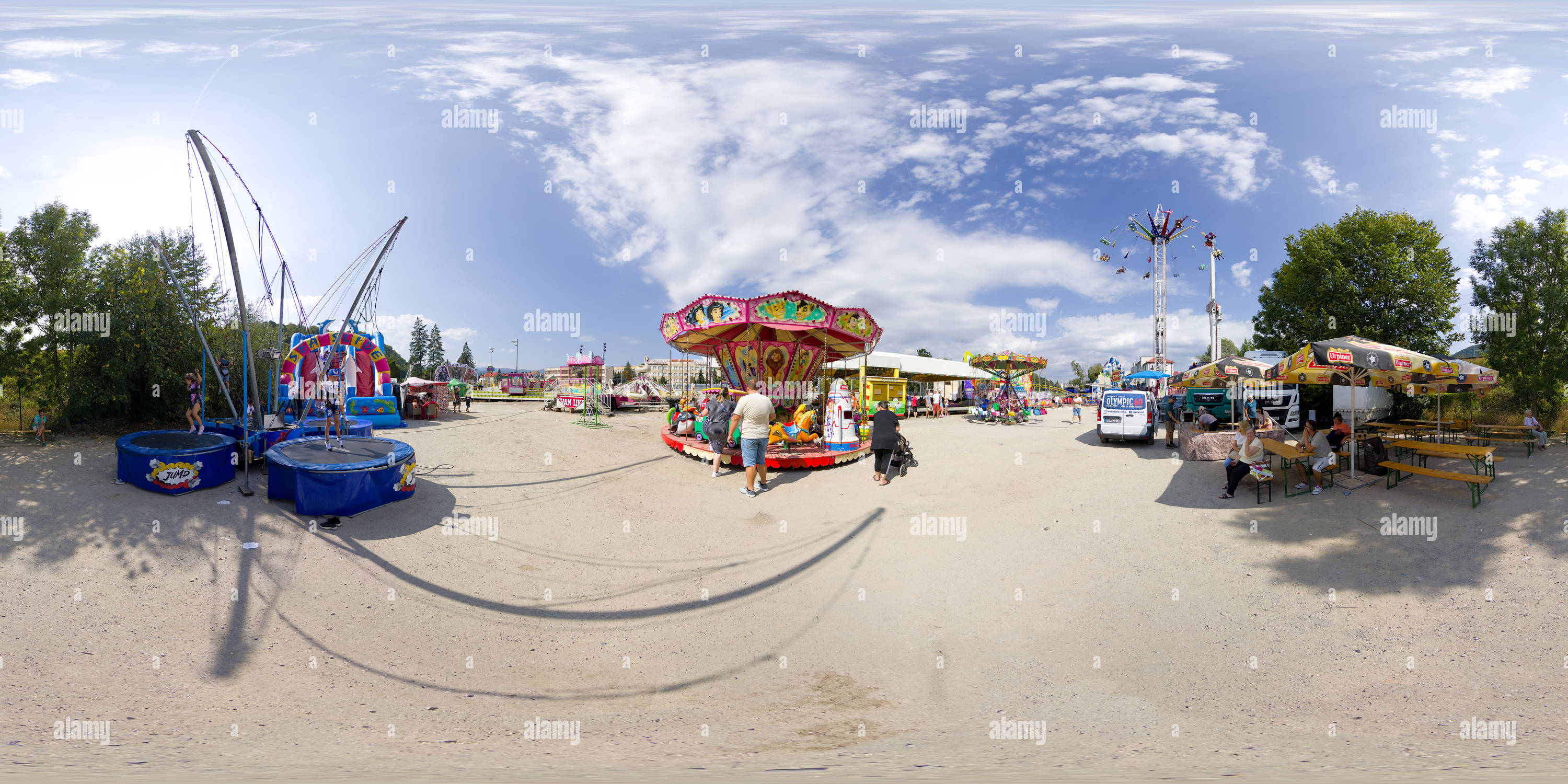 360° view of Kolotoče na jarmoku - Alamy