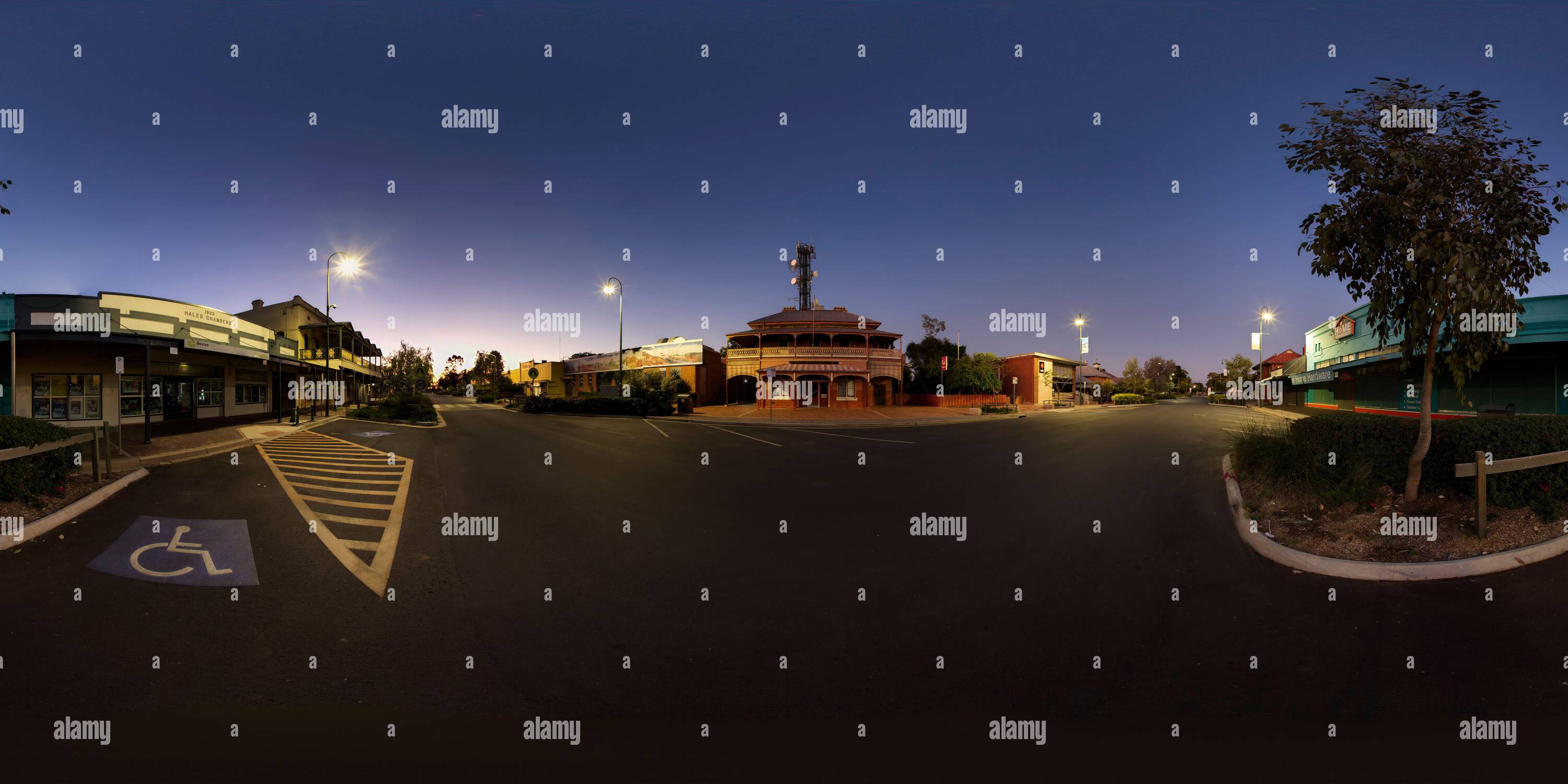 360° view of 360° panorama of the historic Bourke Post Office (1880 ...