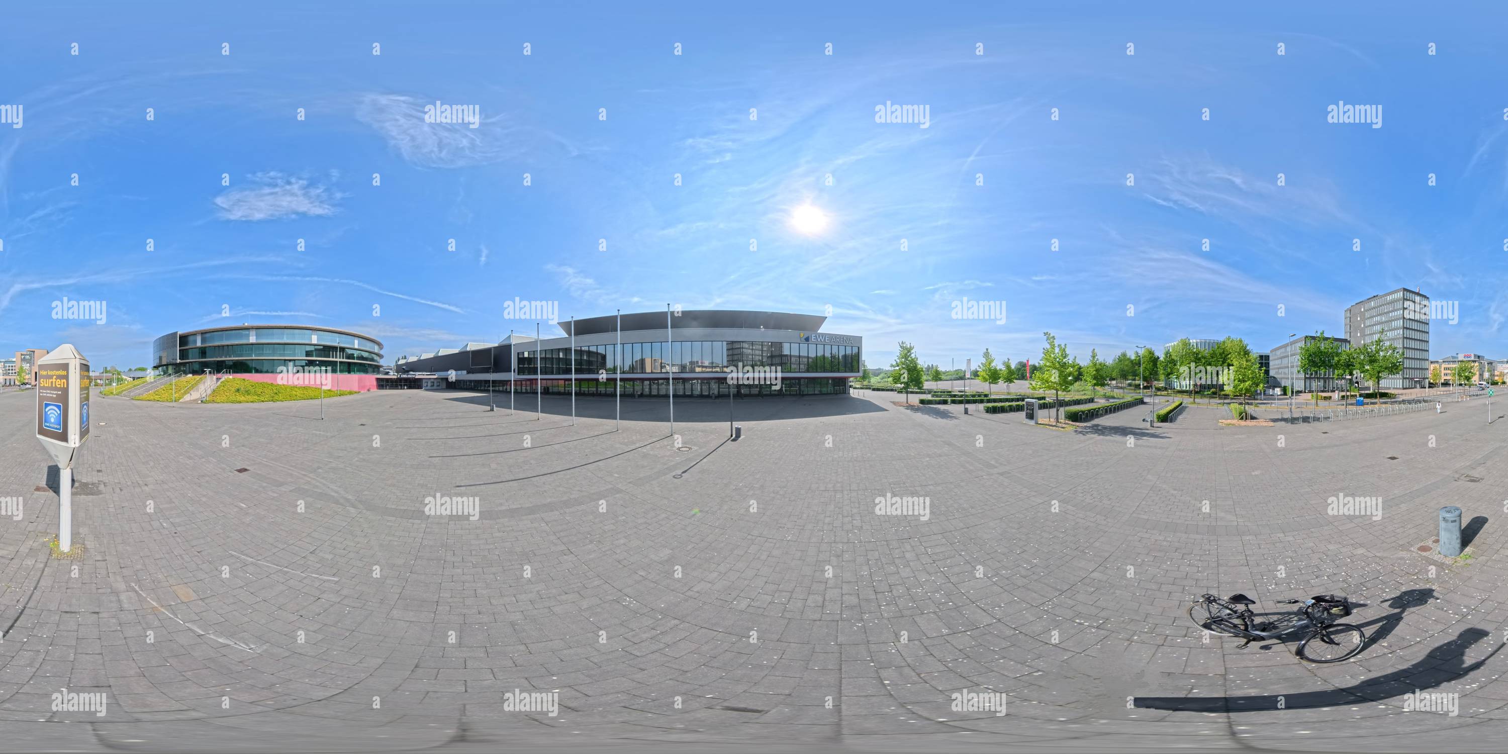Ewe arena hi-res stock photography and images - Alamy