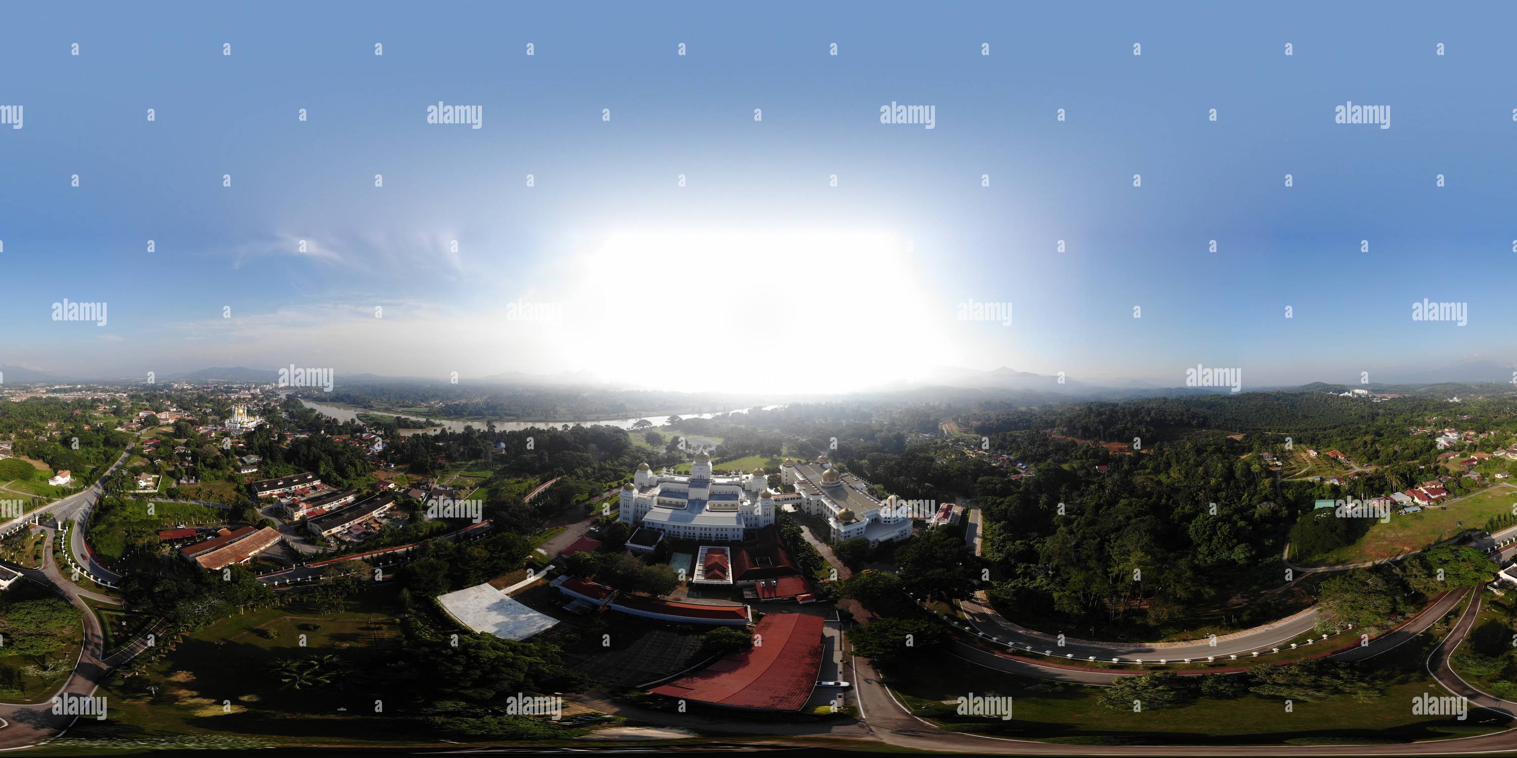 The istana iskandariah hi-res stock photography and images - Alamy
