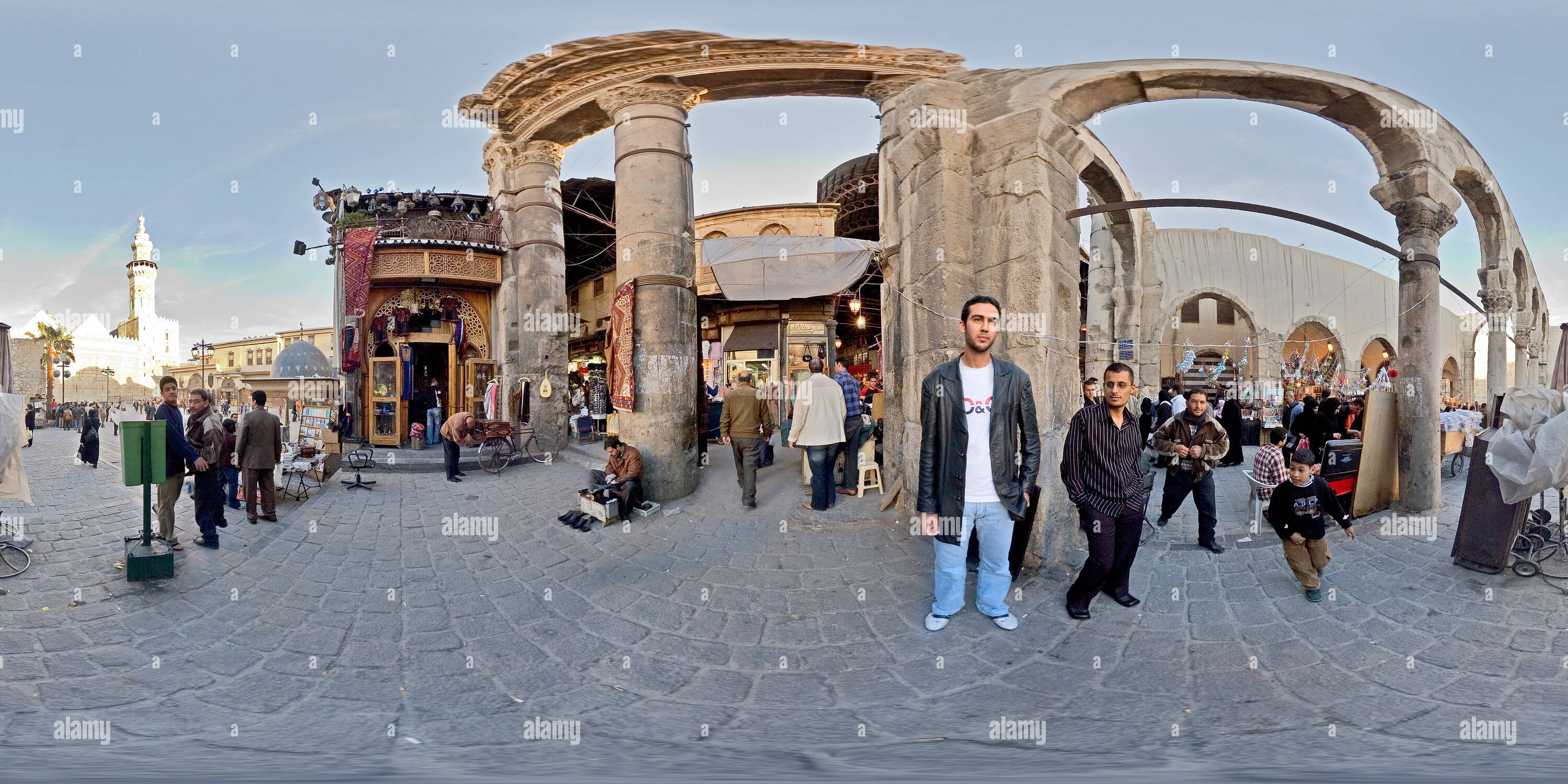 360° view of Damascus Hamadye Souq - Alamy