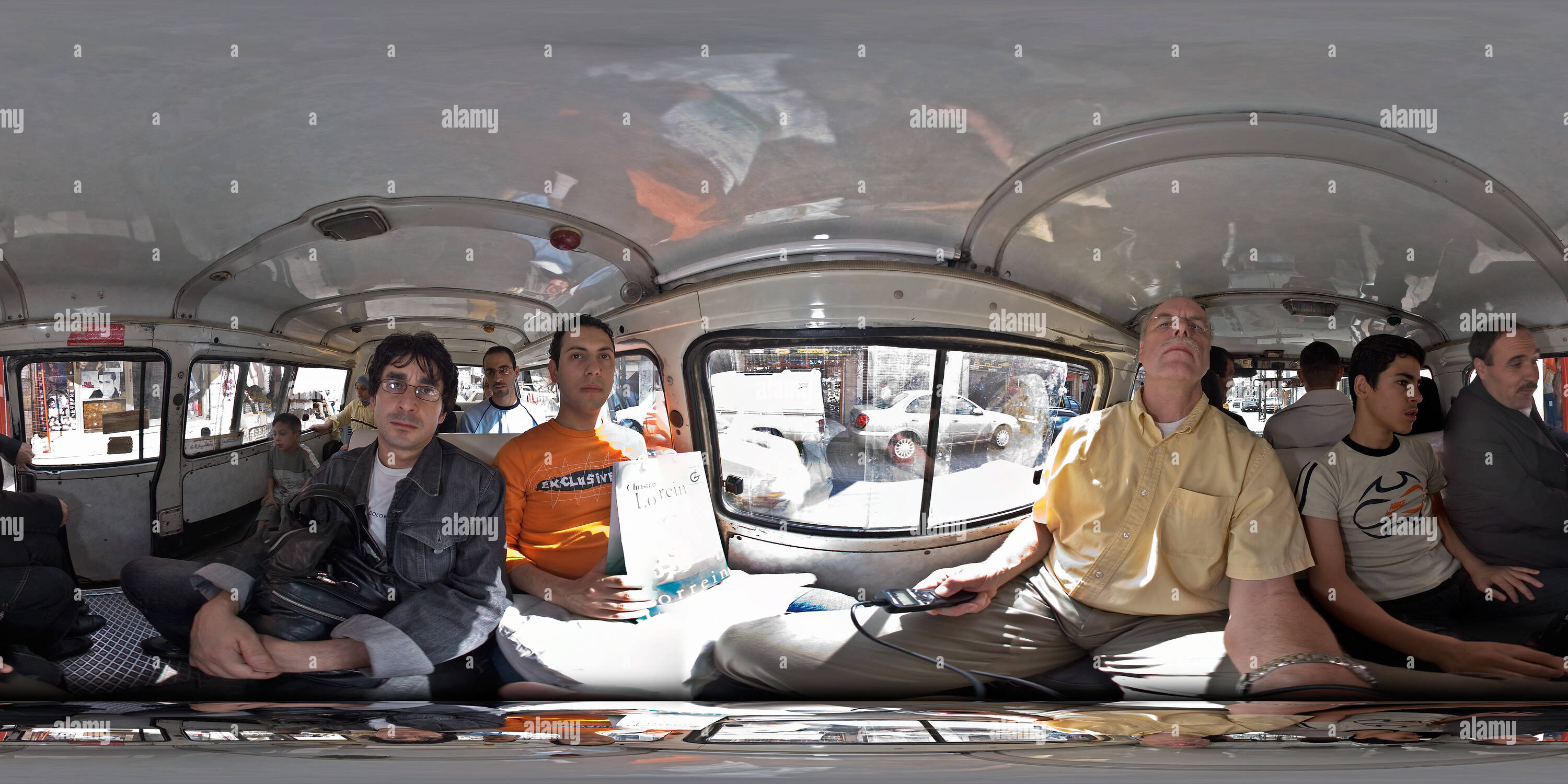 360° view of Damascus Mini Bus - Alamy