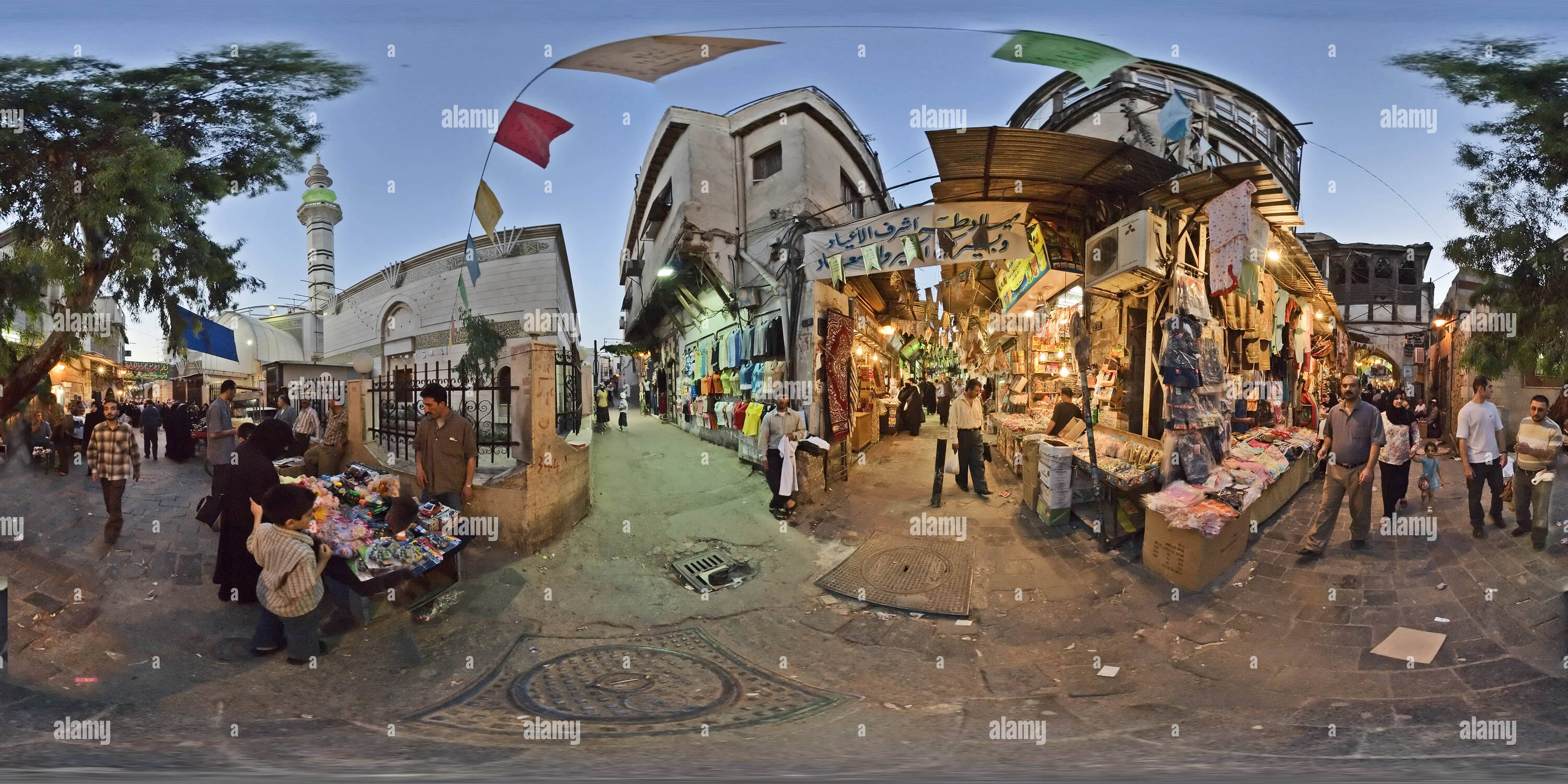 360° view of In the old Souqs ( Markets) of Damascus - Alamy