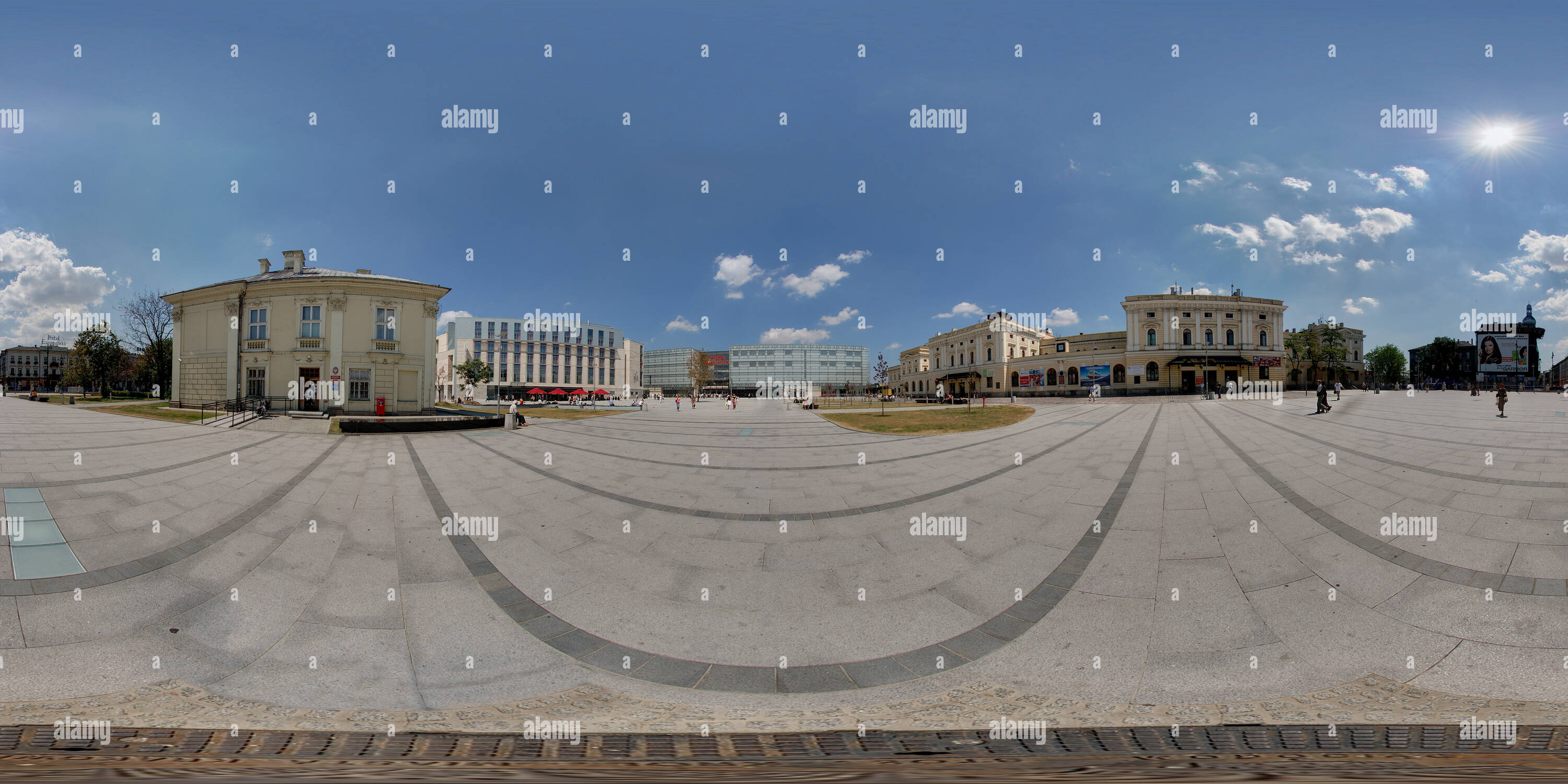 360° view of Jan Nowak Jezioranski Square - Alamy