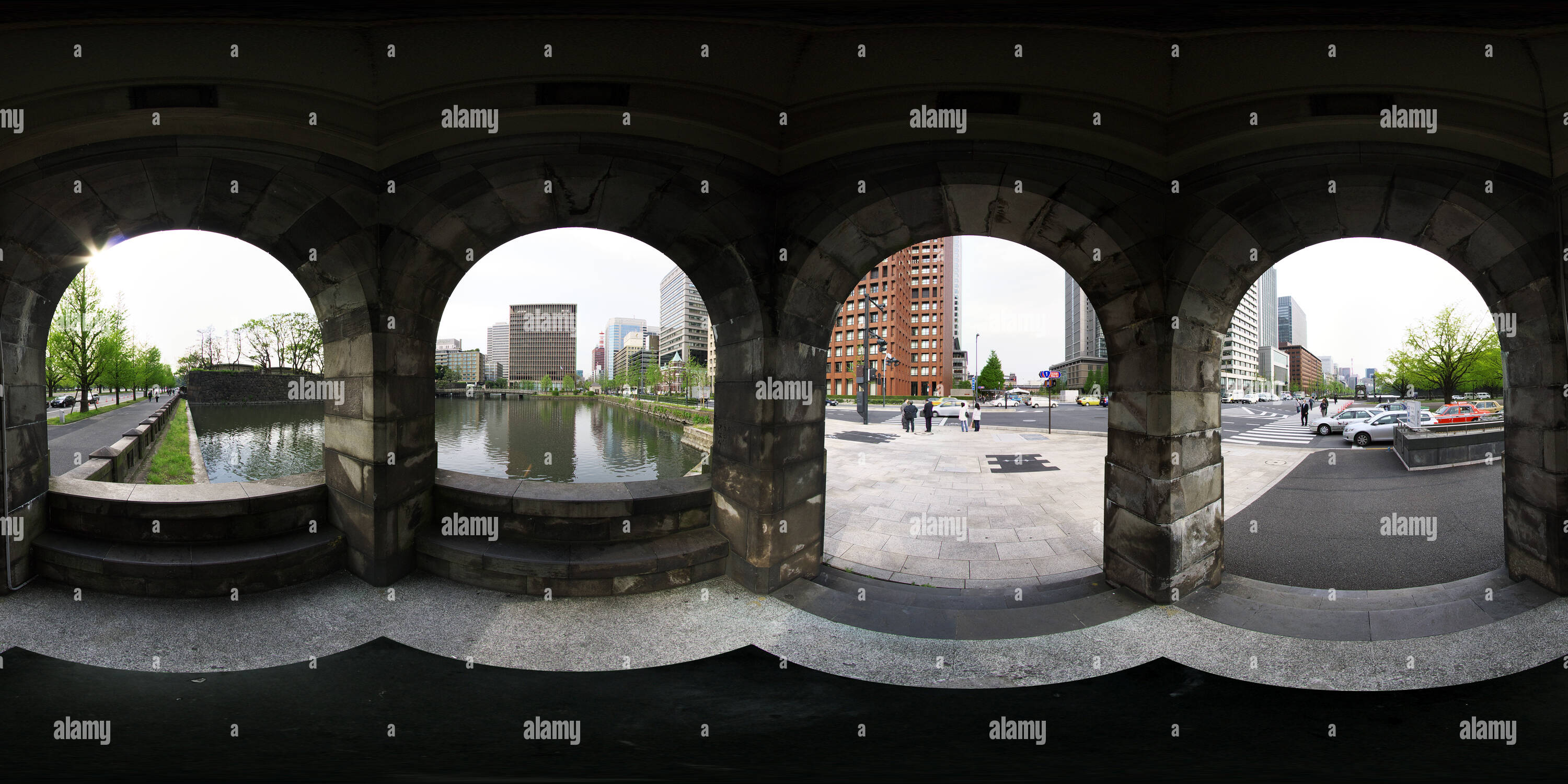 Wadakura gate hi-res stock photography and images - Alamy