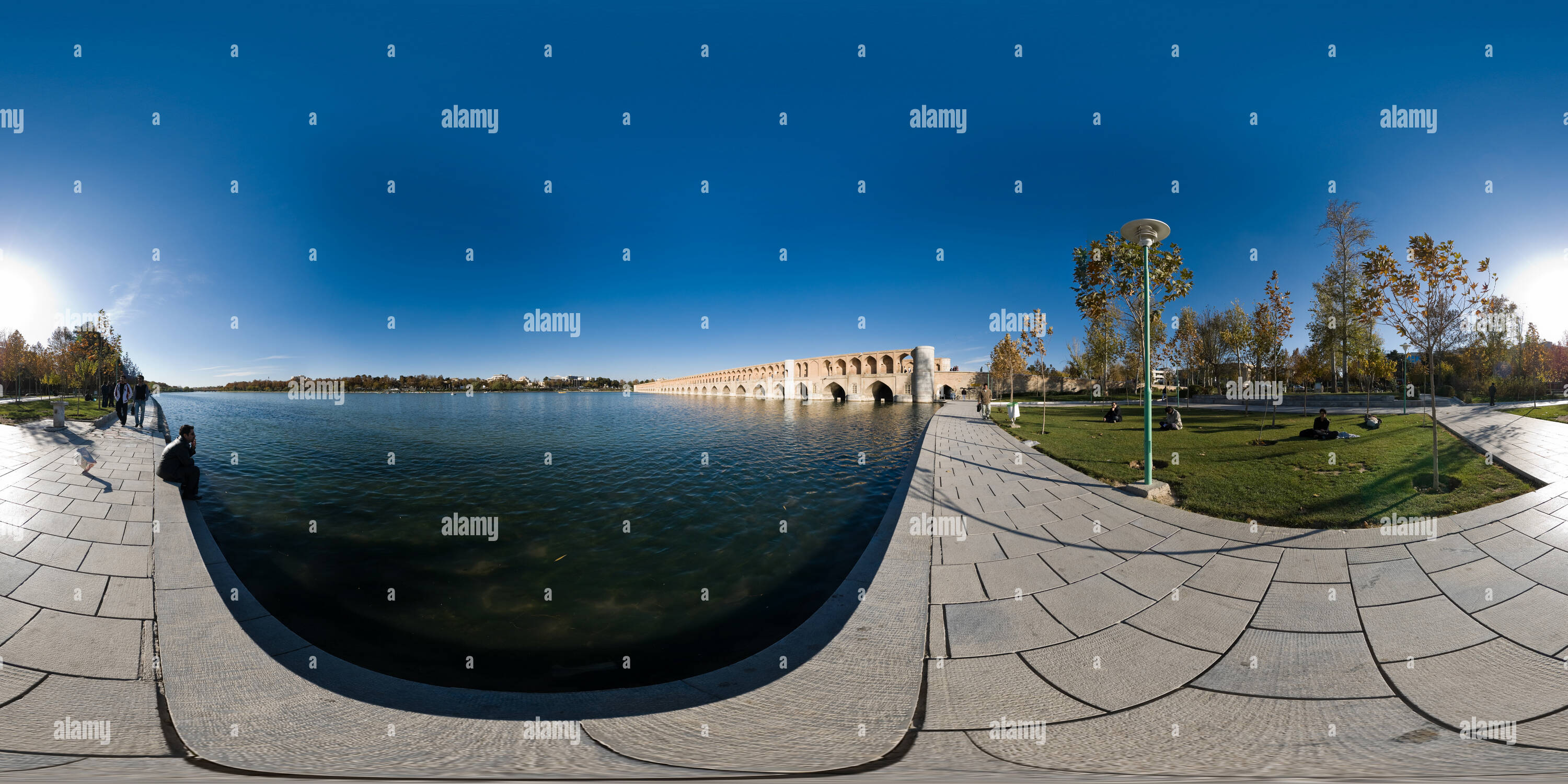 360° view of The Zayandeh River Promenade - Alamy