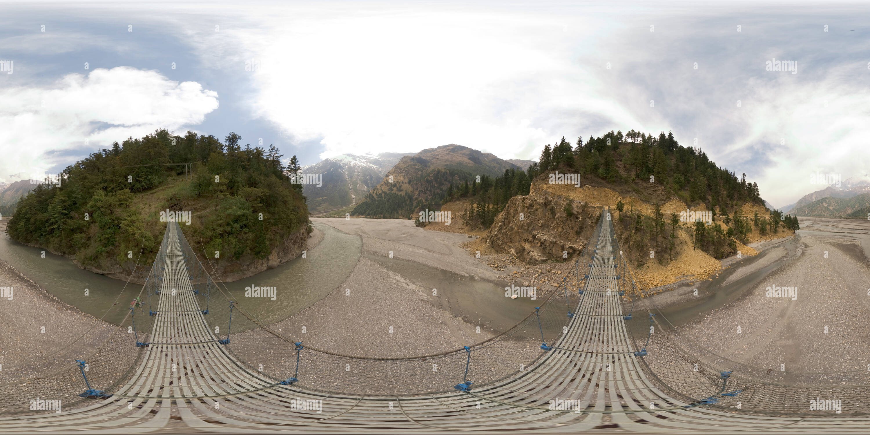 360° view of Kalopani Susupension Bridge No.2, Annapurna - Alamy