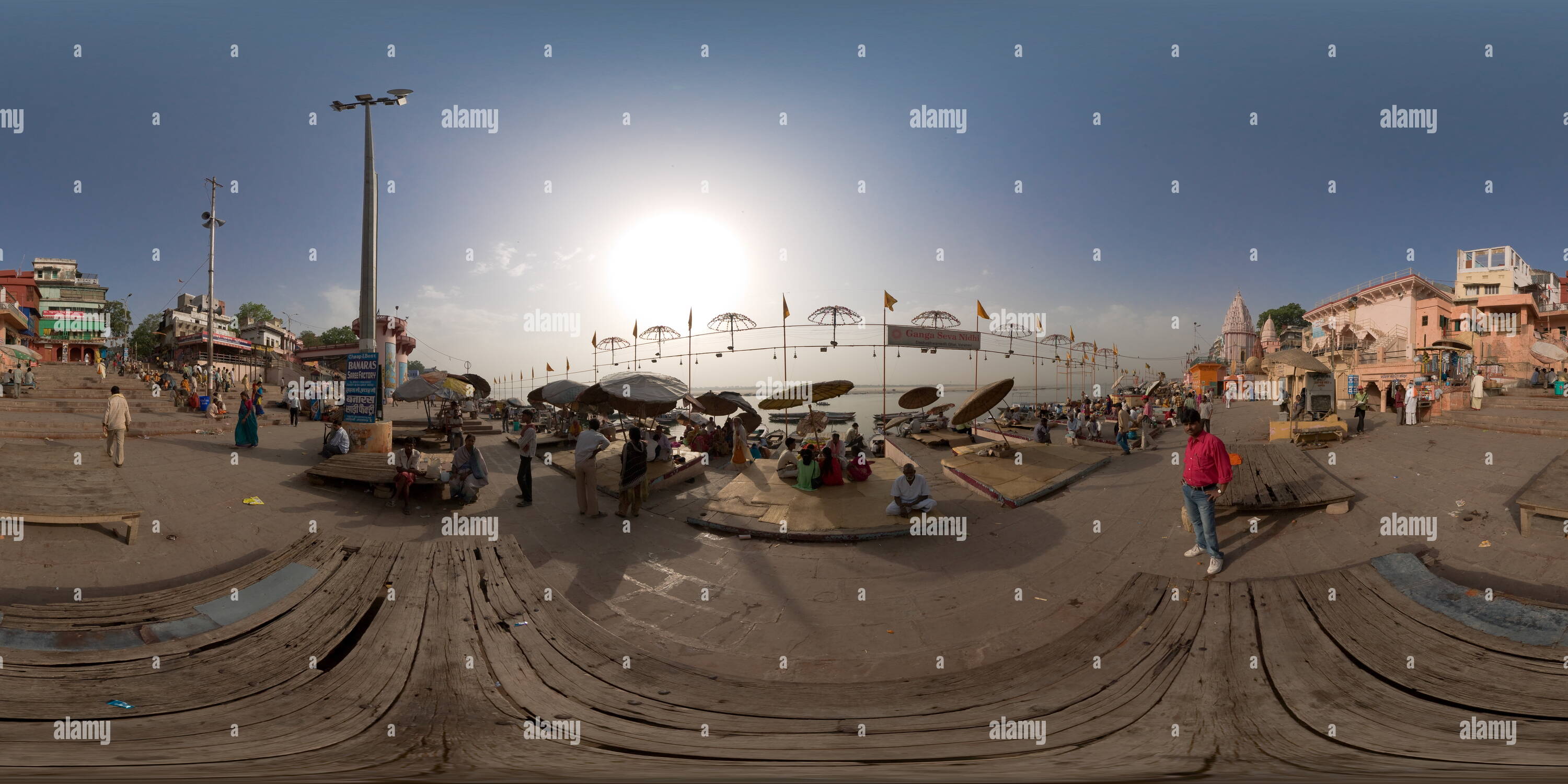 360° view of Varanasi Ghats No.02 - Alamy