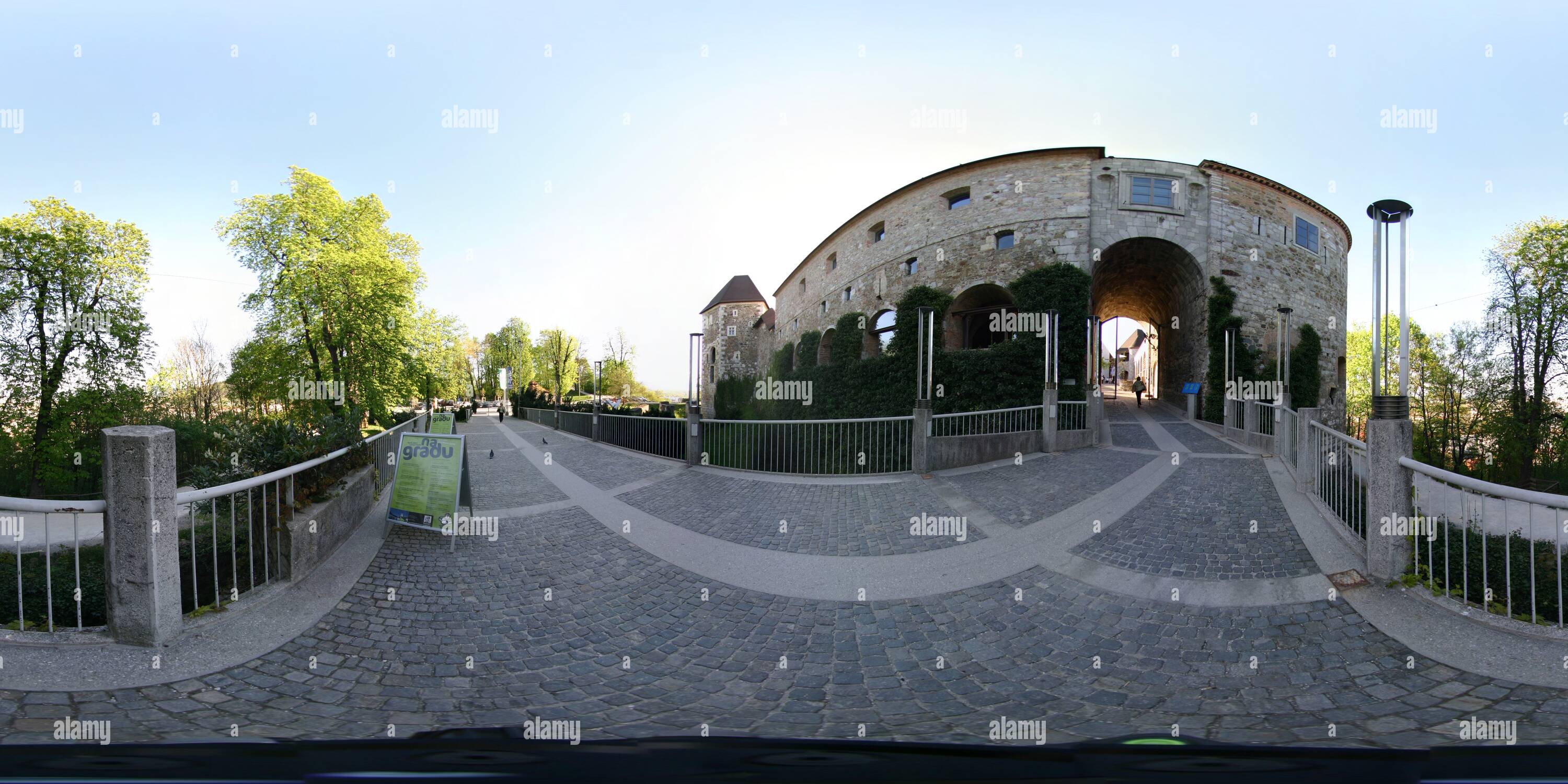360° view of Castle - entrance bridge - Alamy