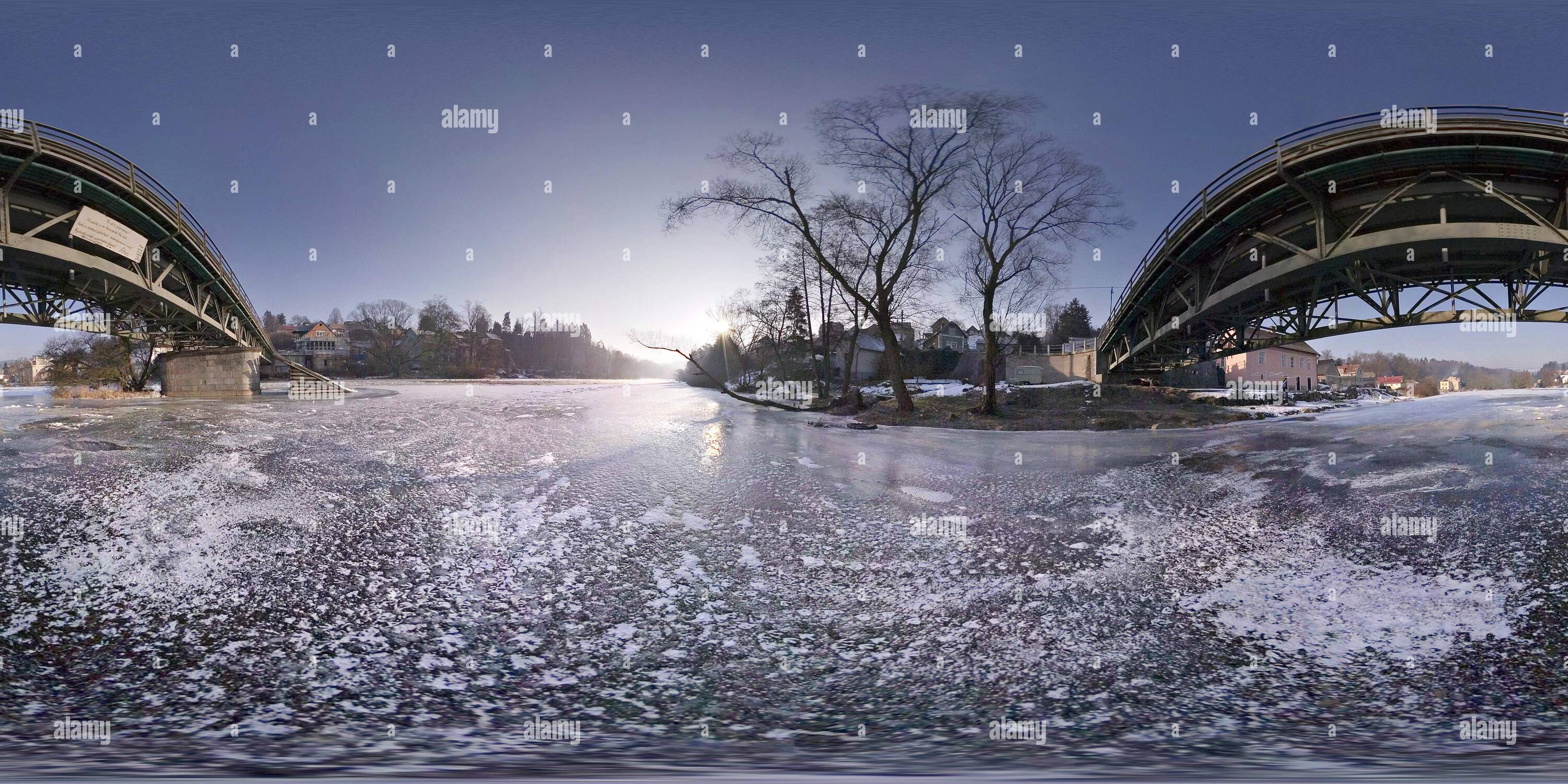 360° view of Sazava River - Kamenny Privoz - Winter 2006 - Alamy