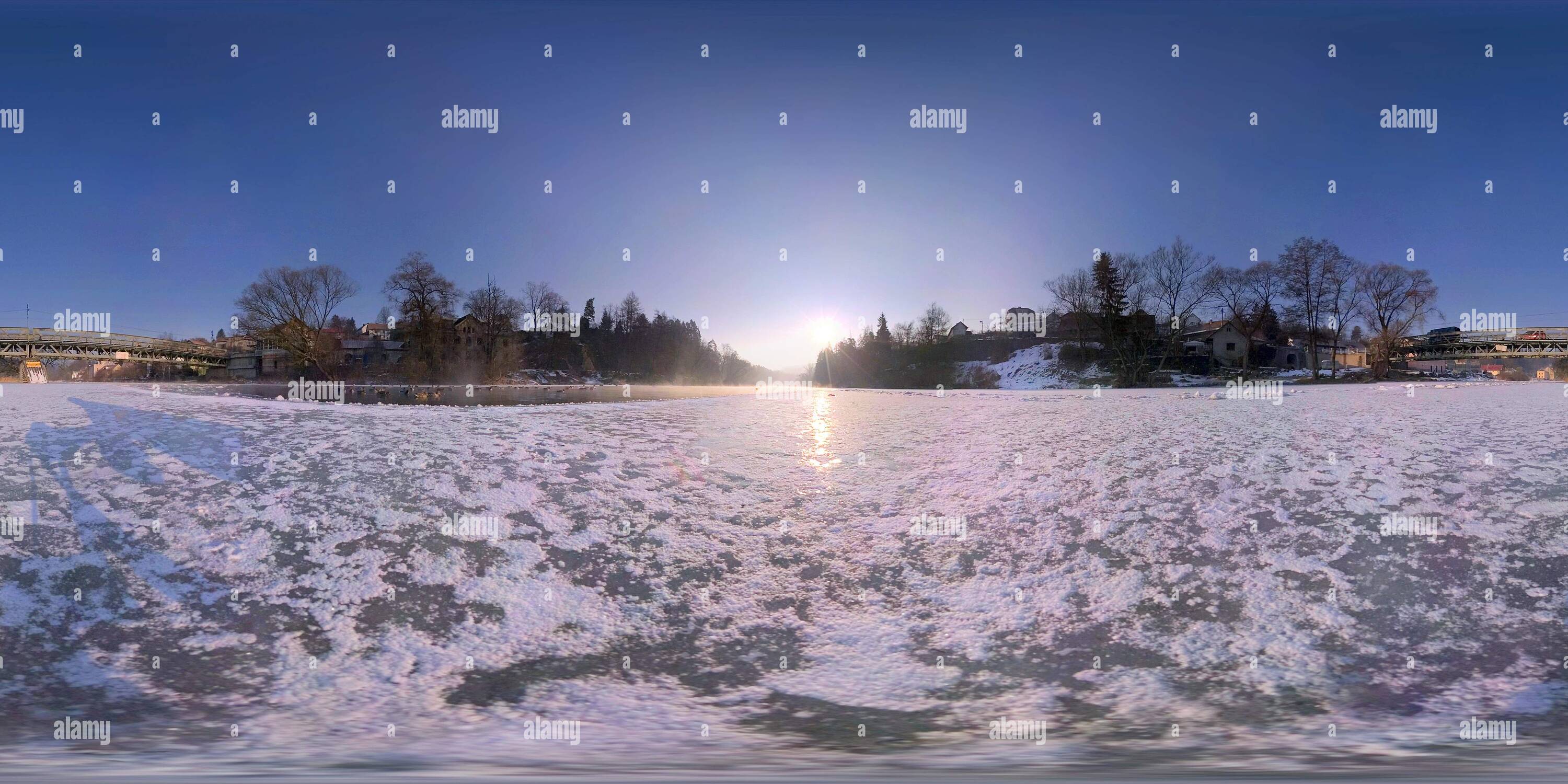 360° view of Sazava River - Kamenny Privoz - Winter 2006 - Alamy