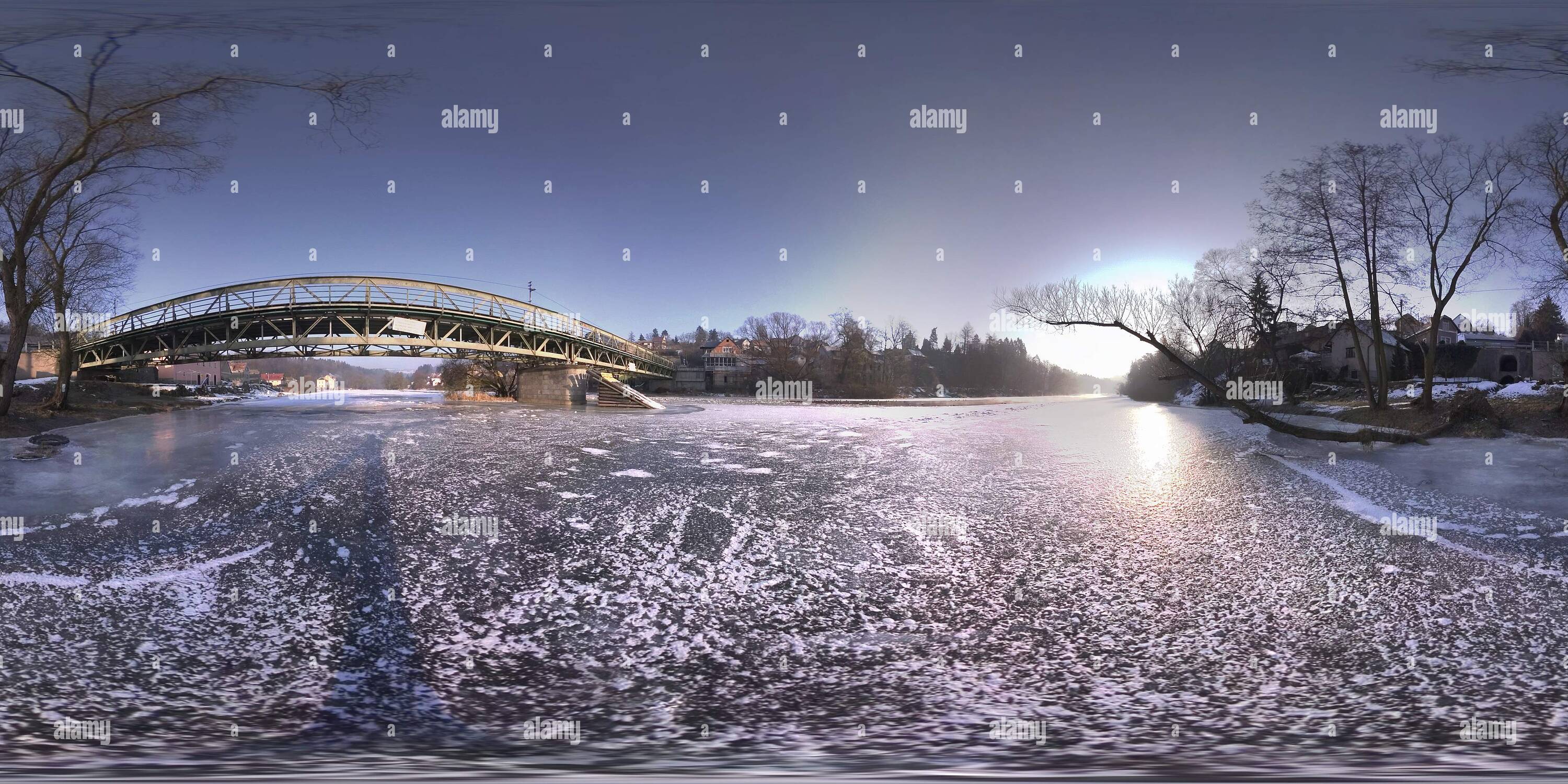 360° view of Sazava River - Kamenny Privoz - Winter 2006 - Alamy