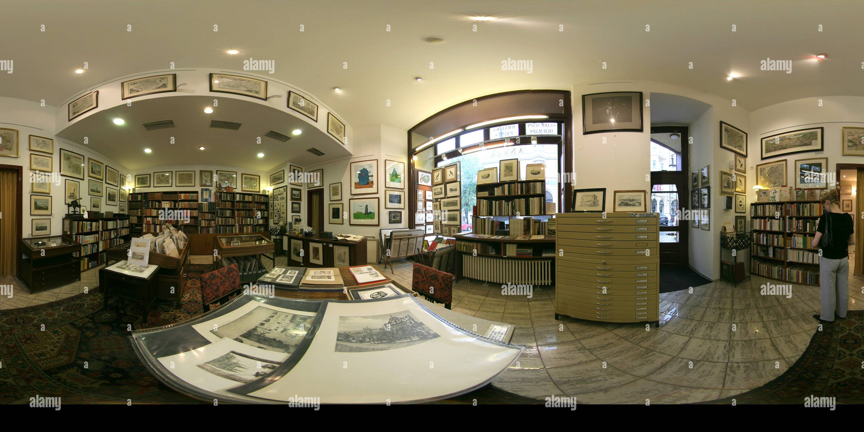 360° view of The Map Shop - Alamy