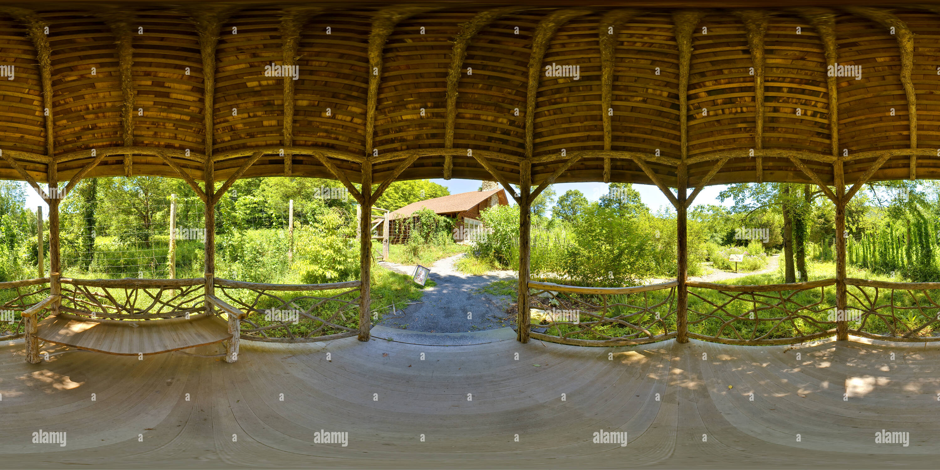 360° view of Ann Odell Butterfly Garden - Alamy